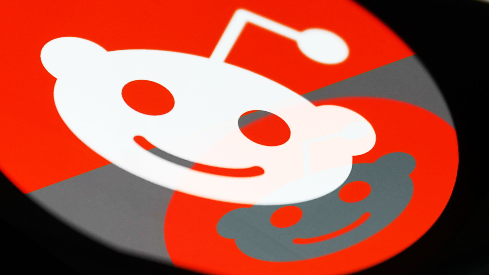 Here are the big winners (and one big loser) of Reddit’s IPO