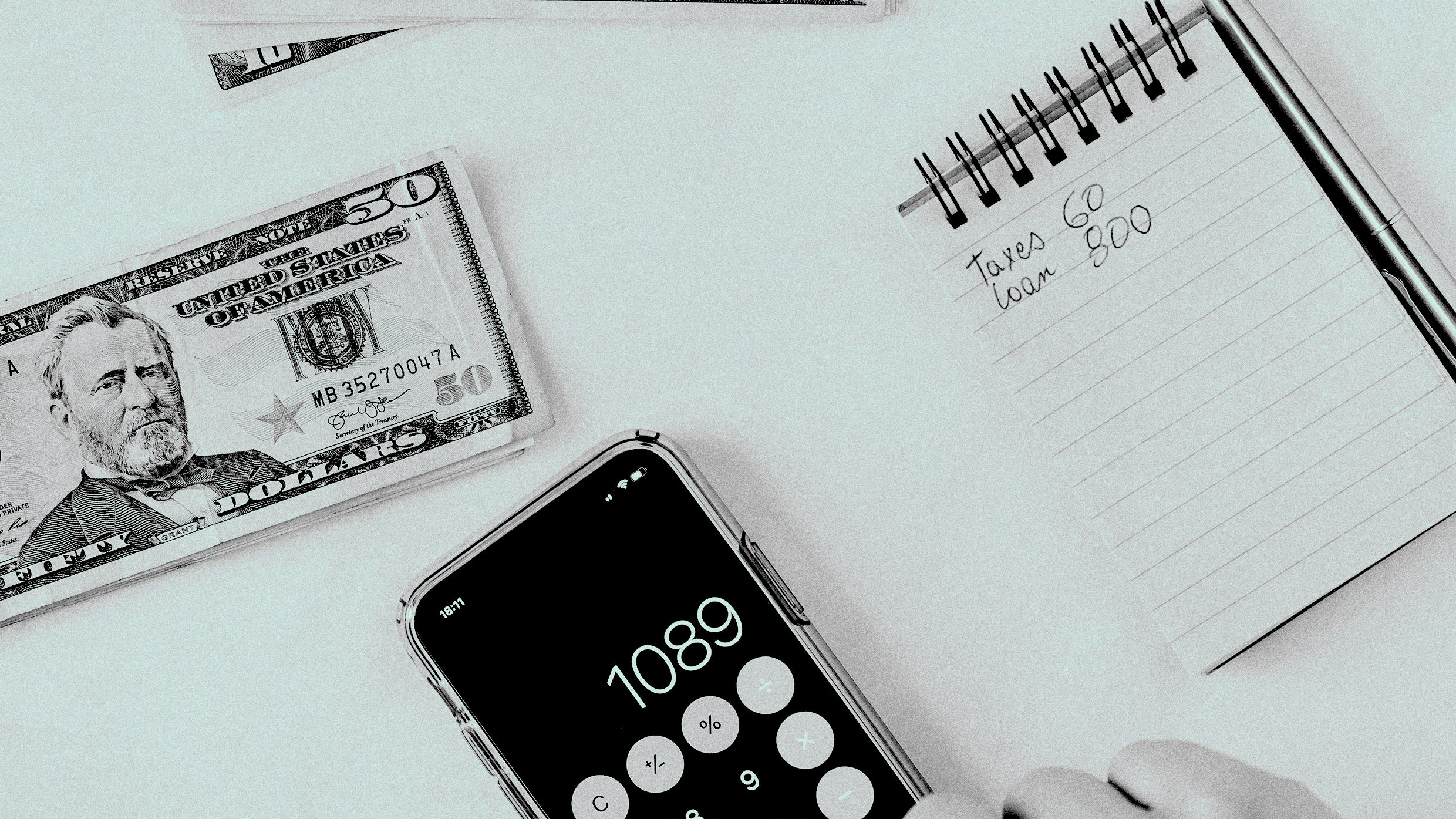 How to pay student loan debt and save for retirement at the same time