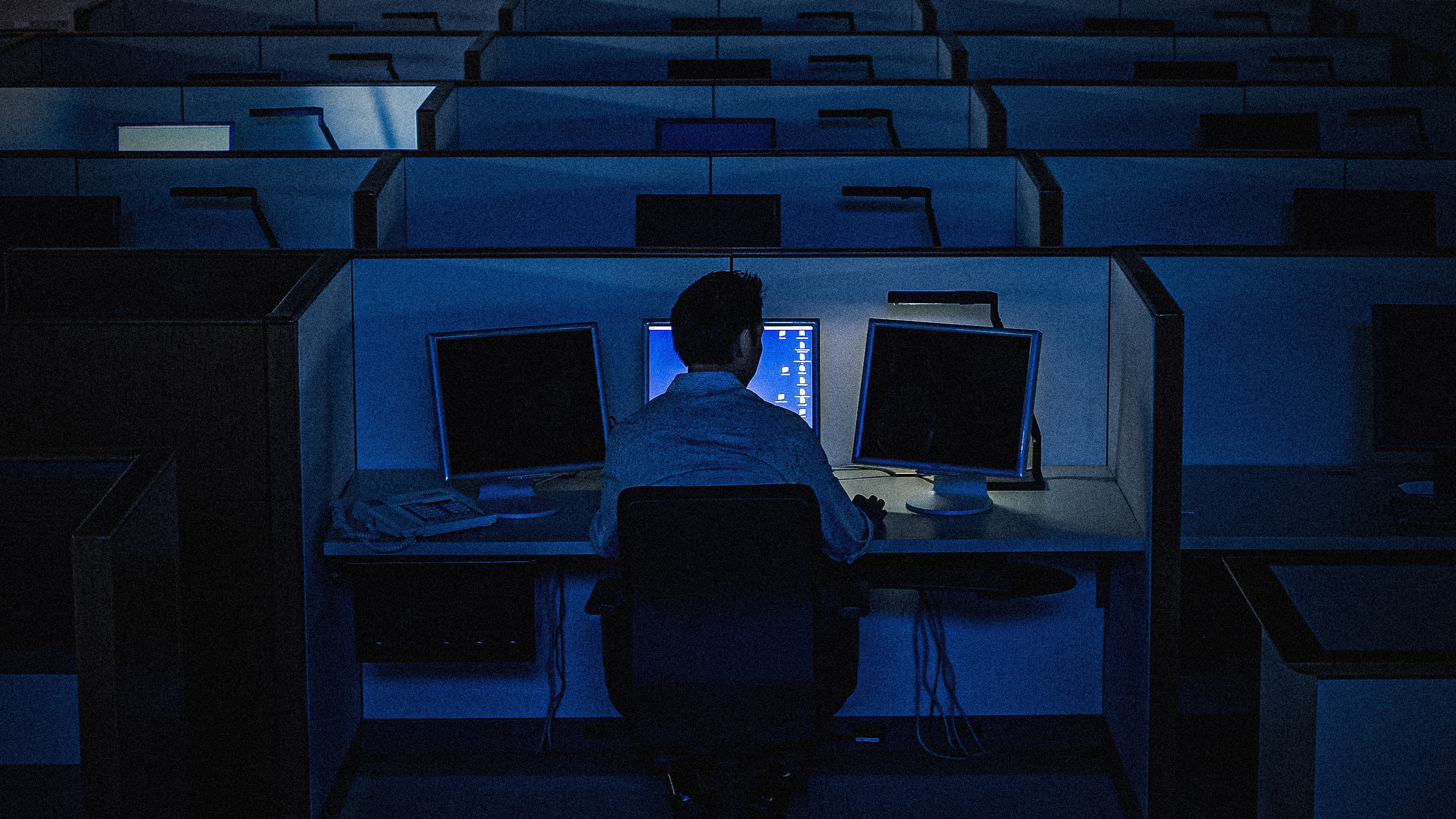 Maximus federal call center workers are struggling to make ends meet