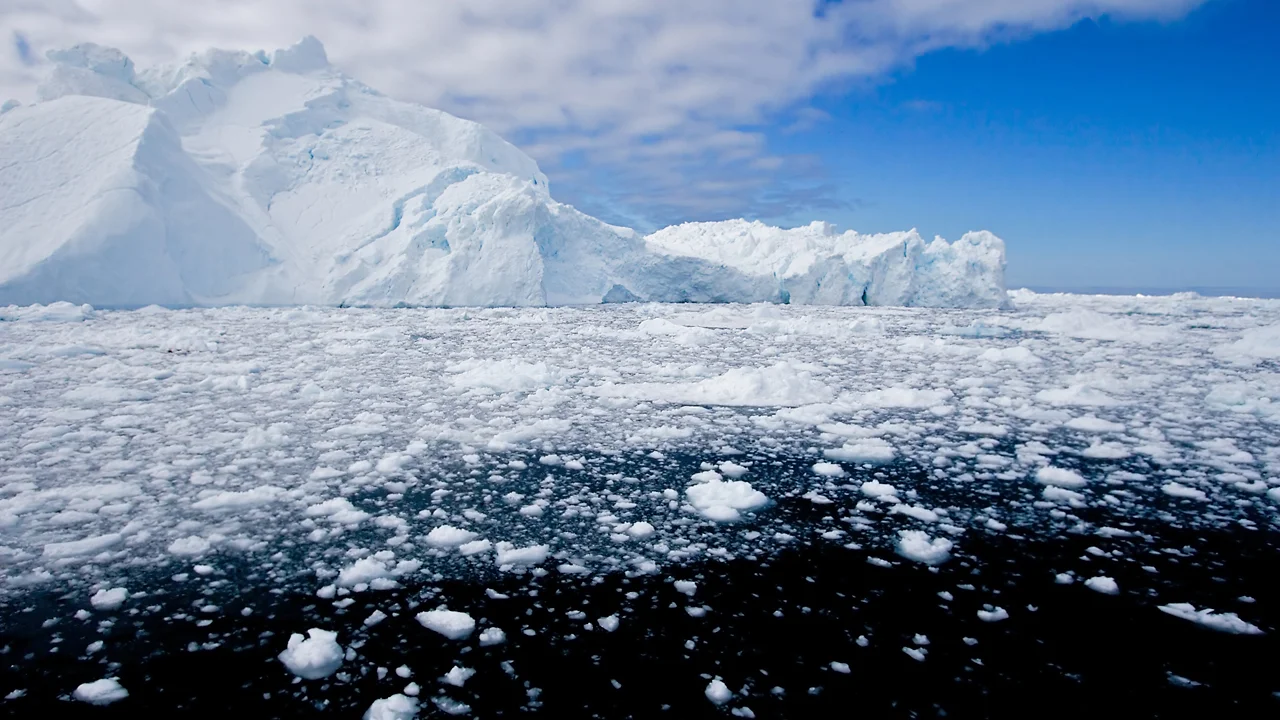 What Do Satellite Images Of "Unprecedented Ice Melt" In Greenland ...