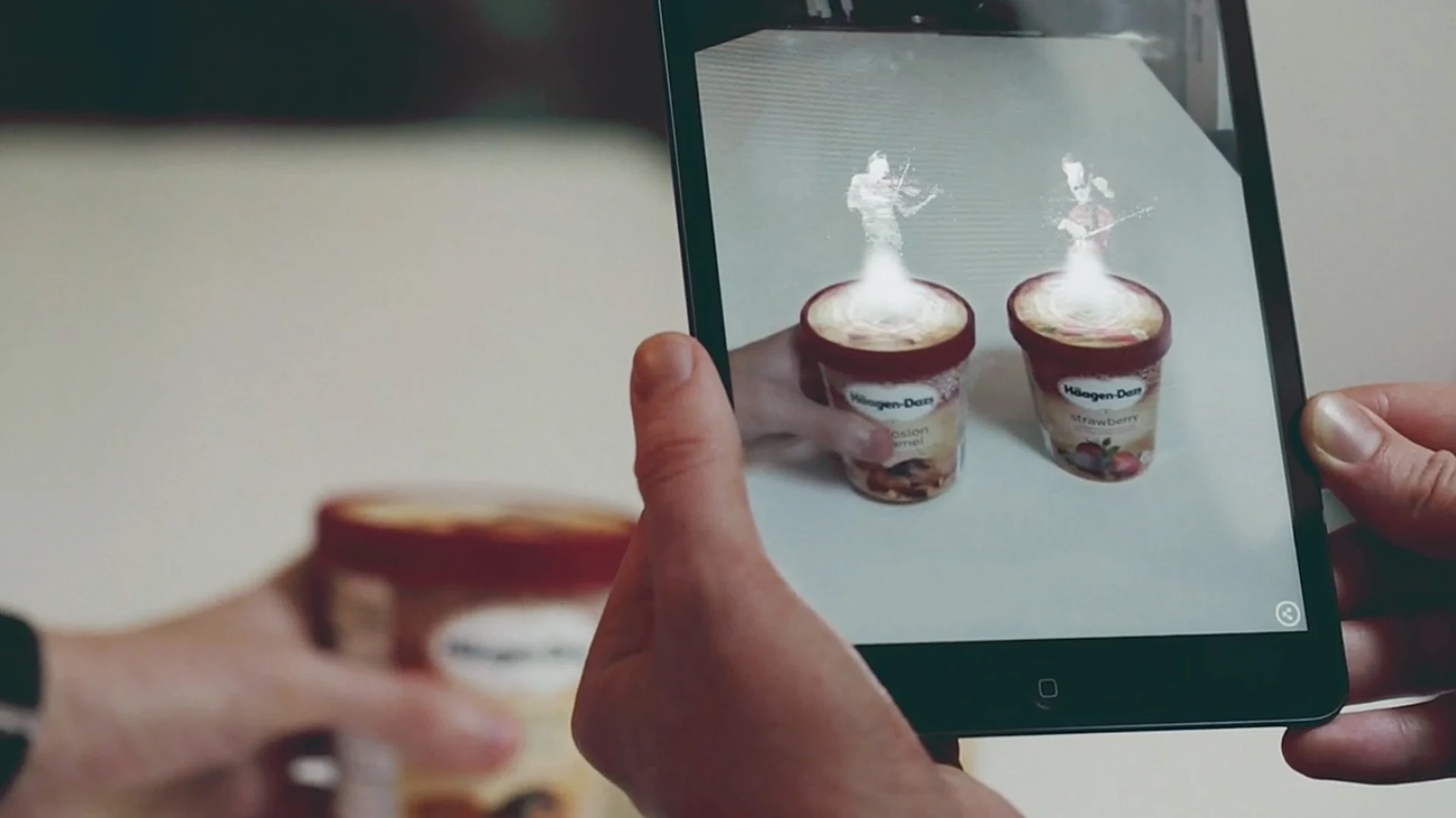 Haagen-Dazs Presents a Mini Augmented Reality Concert Atop Your Pint ...