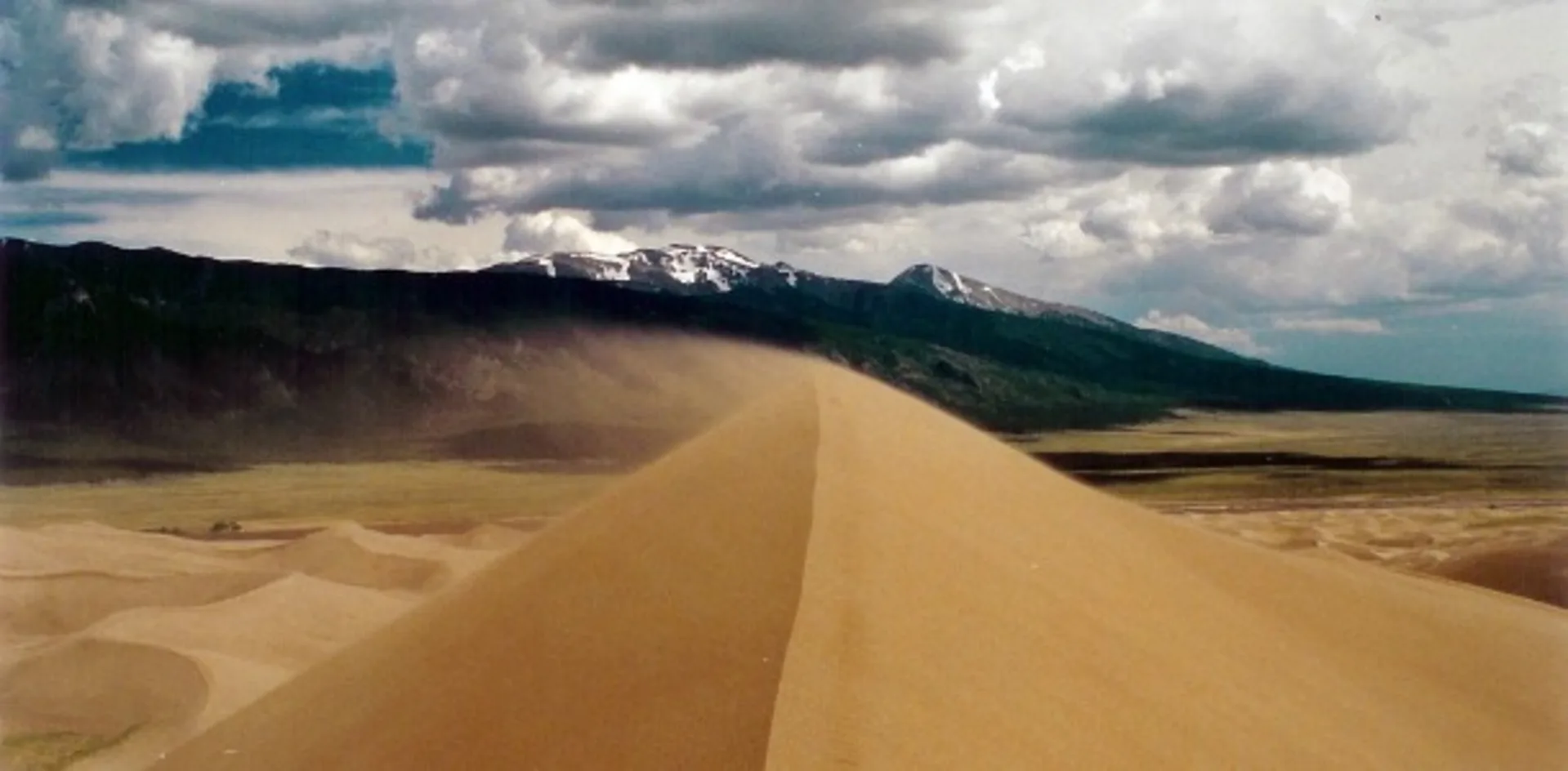 How "Super Sand" Could Provide Drinking Water To Millions Of People ...