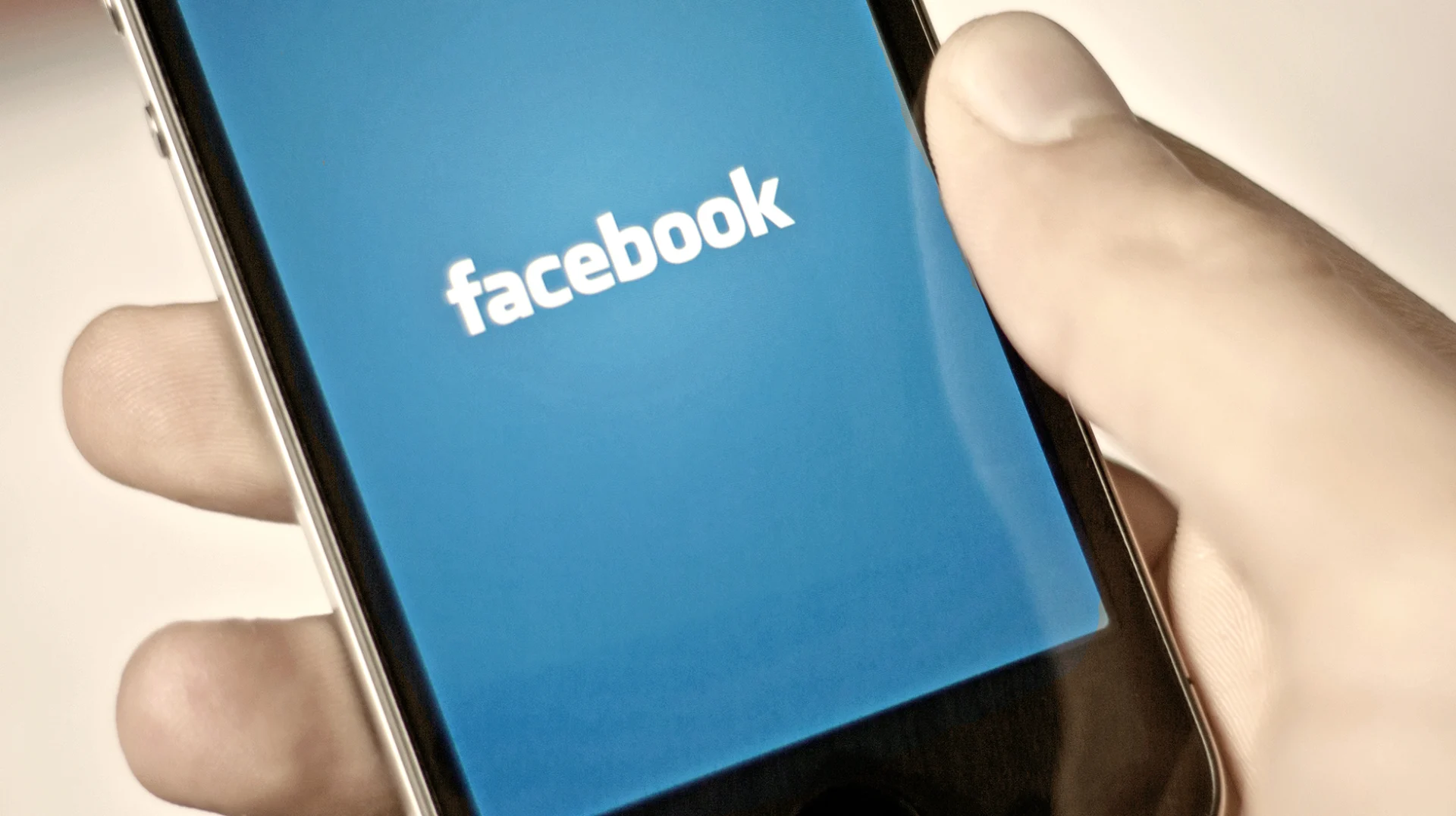 Facebook Doesn't Need A Phone. It Wants Them All - Fast Company