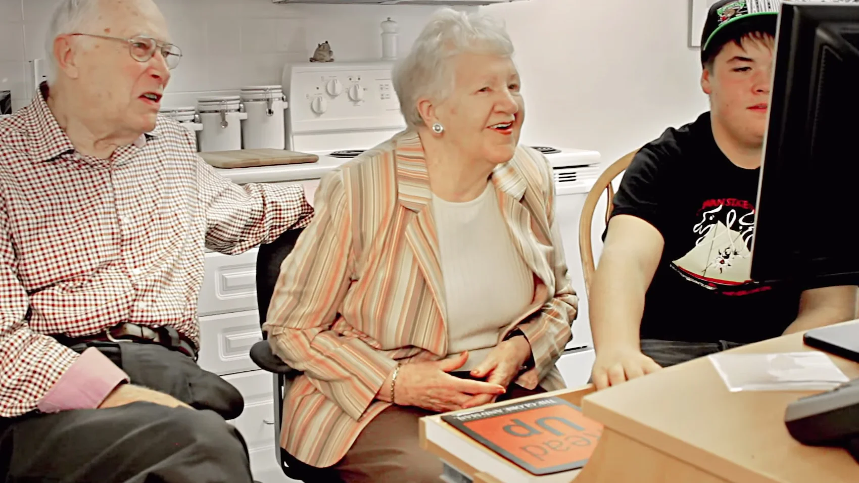 "Cyber-Seniors" Showcases The Creative Potential Of The Over-65 Set ...