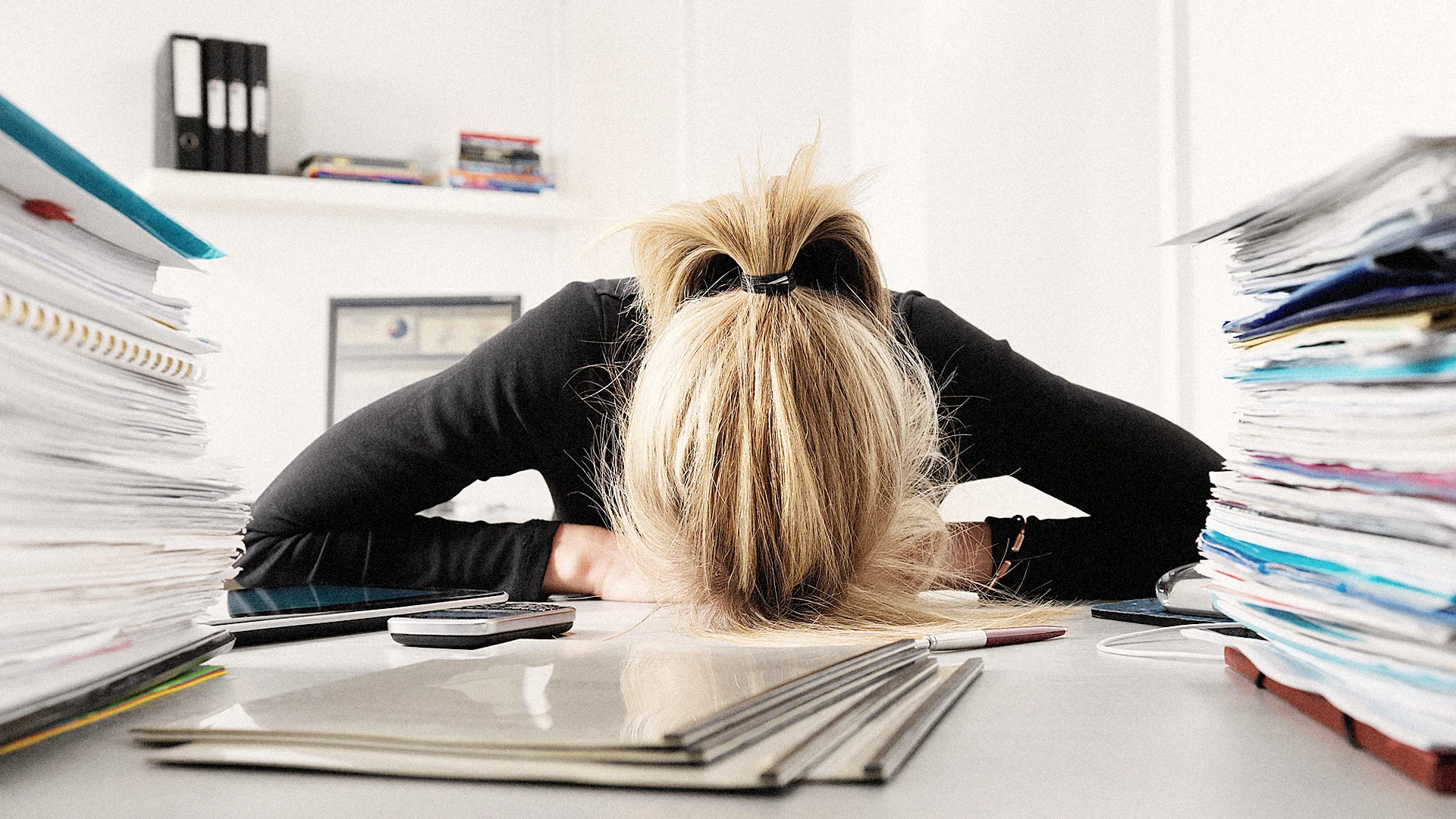 You'll Get Paid More Money At Work If You're Not Neurotic - Fast Company