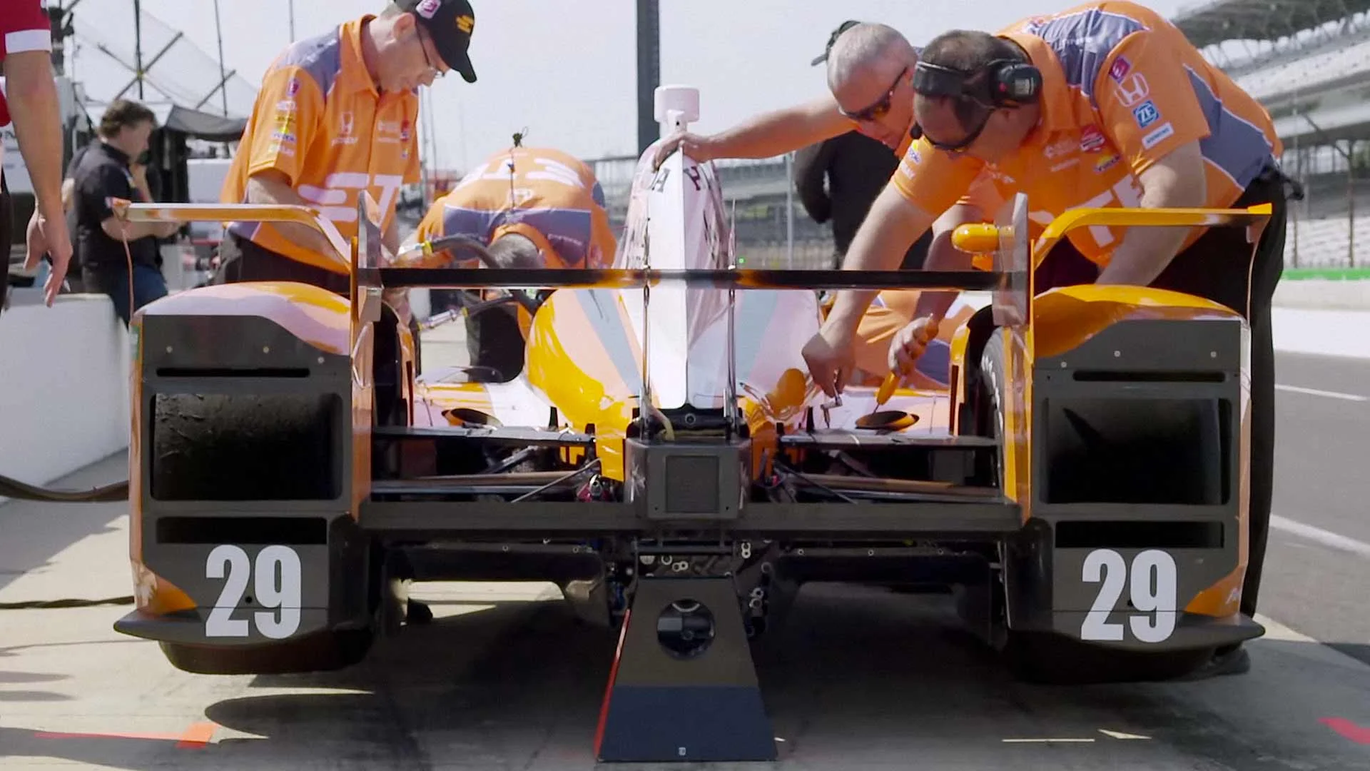 See The Engineering Behind An Indy 500 Race Car In TE Connectivity's ...