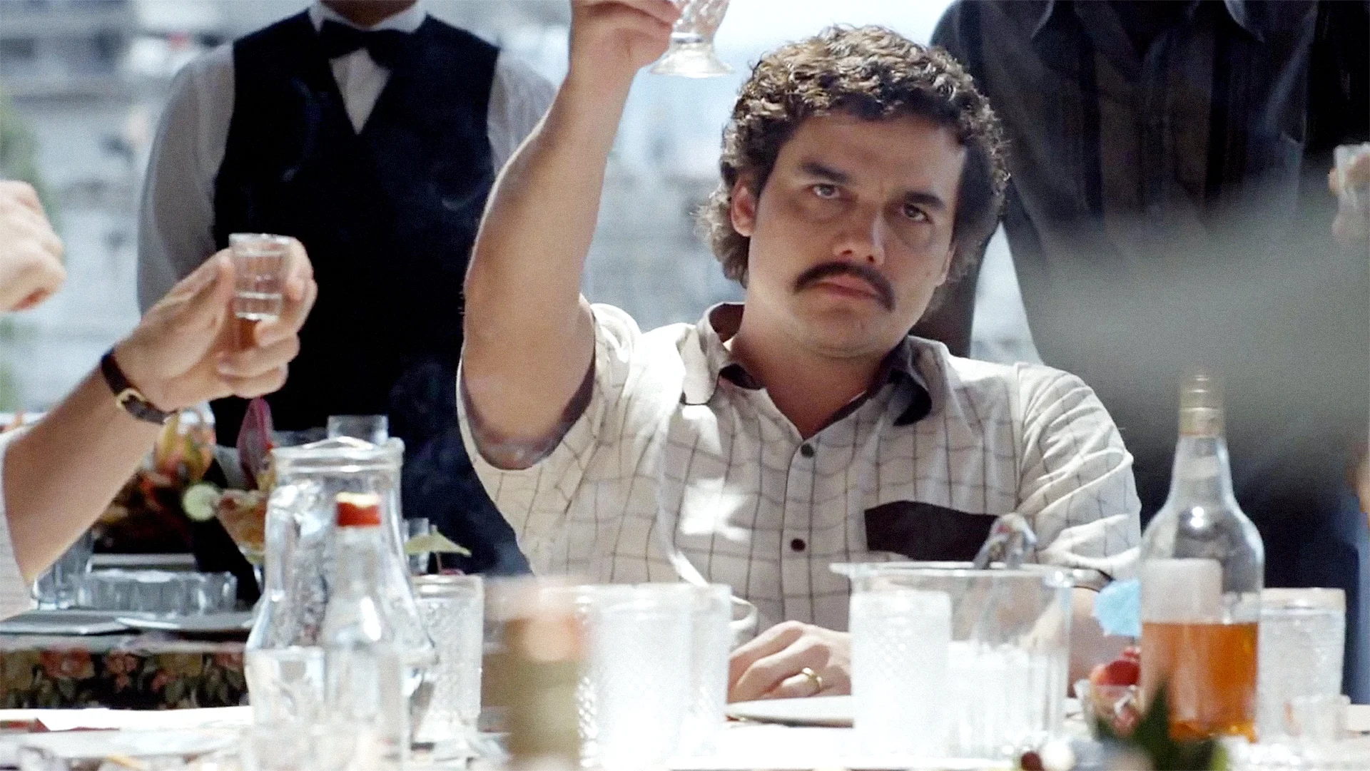 Watch The First Trailer For "Narco," Netflix's Suddenly Timely Drug ...