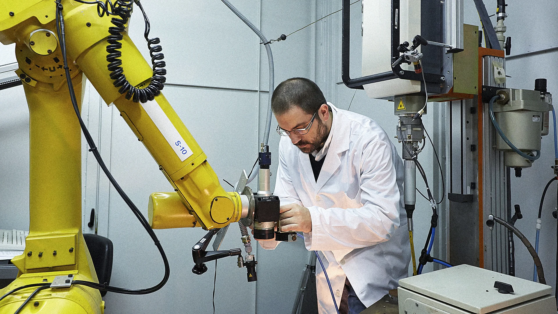 Robots Will Take Your Job, But First They'll Be Your Annoying Co-Worker ...