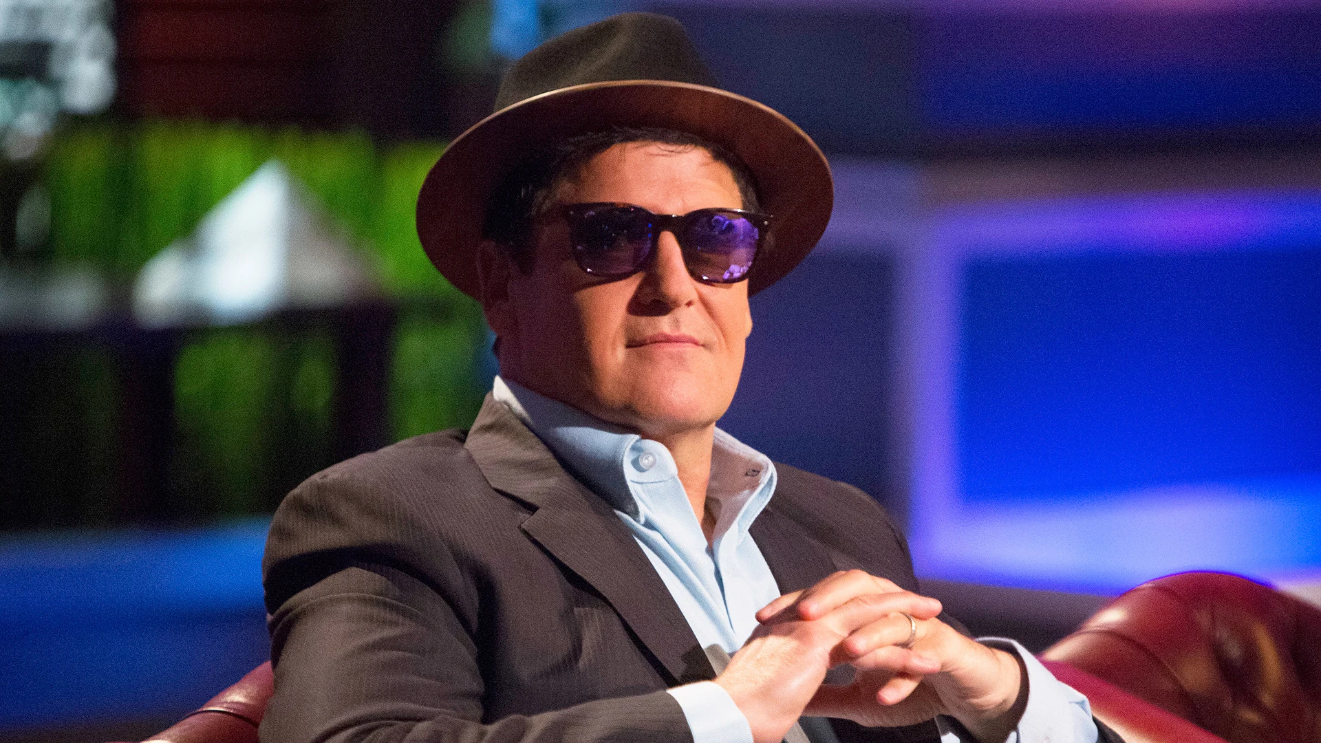 Shark Tank, Season 7, Episode 2: All Dressed Up And Nowhere to Go ...