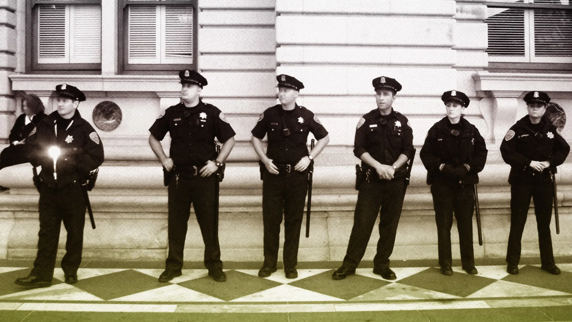 Microsoft, Taser Enter Police Body Camera Partnership - Fast Company