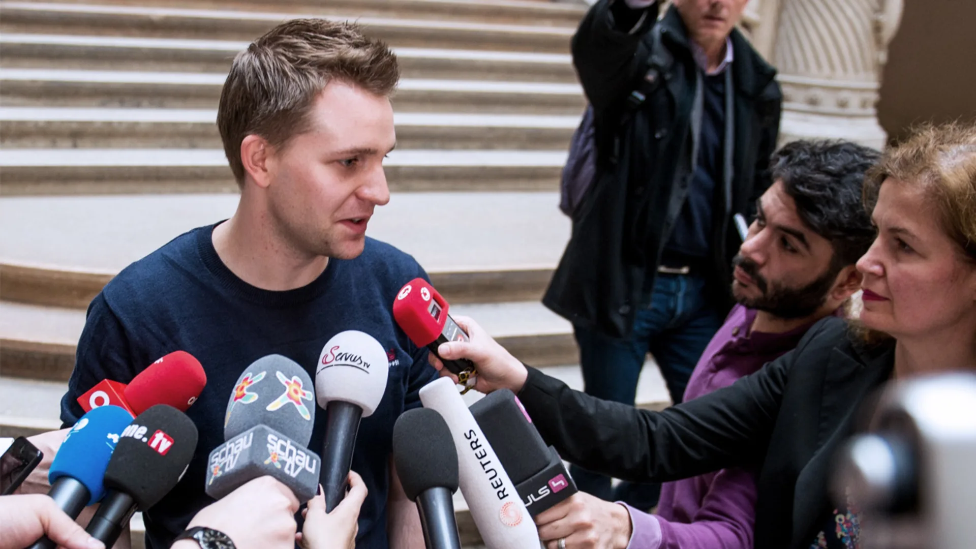 Facebook Must Stop Sending Personal Data From Europe To The U.S., Says ...