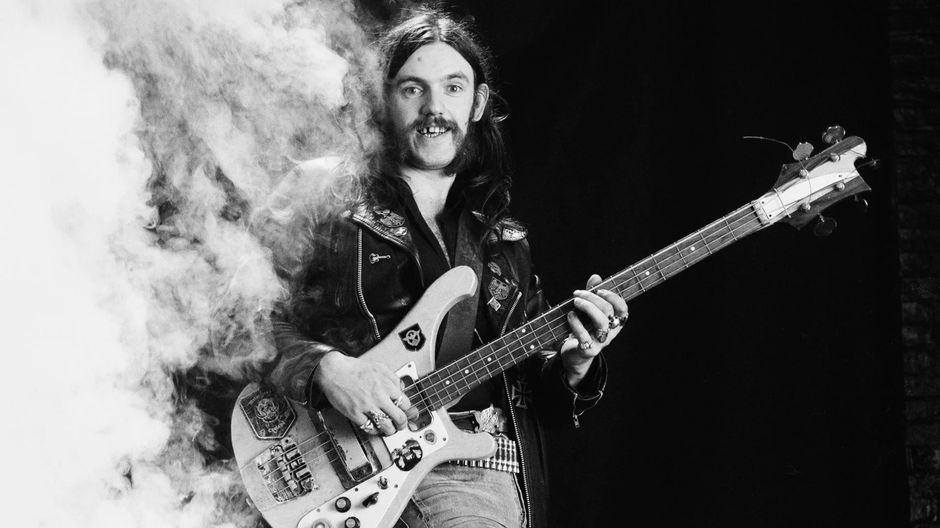 Remember Motorhead's Lemmy With A Look At His Short Advertising Career ...