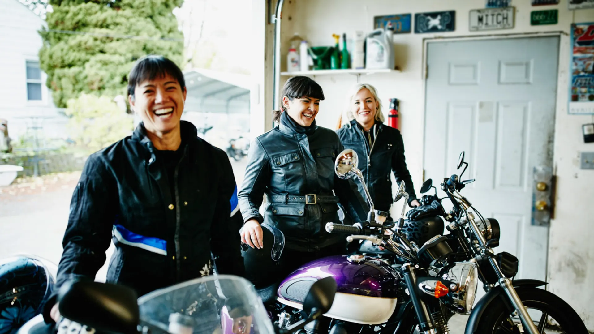 What The Evolution Of Women's Roles In Stock Photos Says About Gender ...