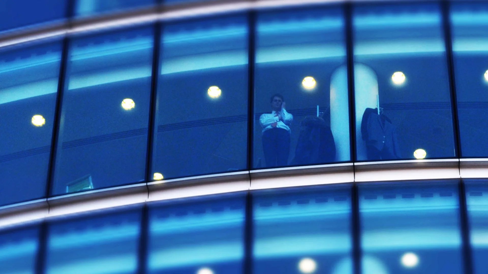 8 Common Networking Disasters (And How To Avoid Them) - Fast Company