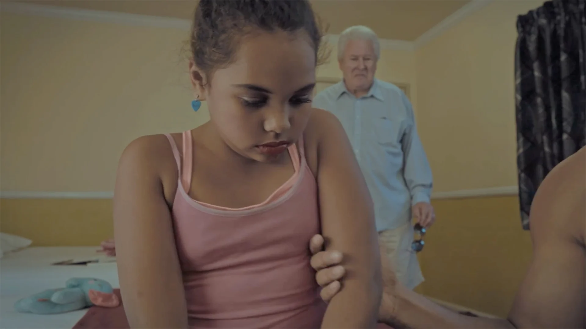 Preteen YouTube Make-Up Tutorials Turn Sinister In These Child Rights PSAs - Fast Company