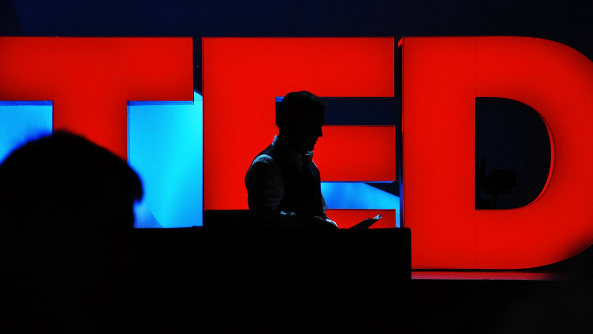 TED Talk Masters Teach You How To Tell A Story That Actually Means ...