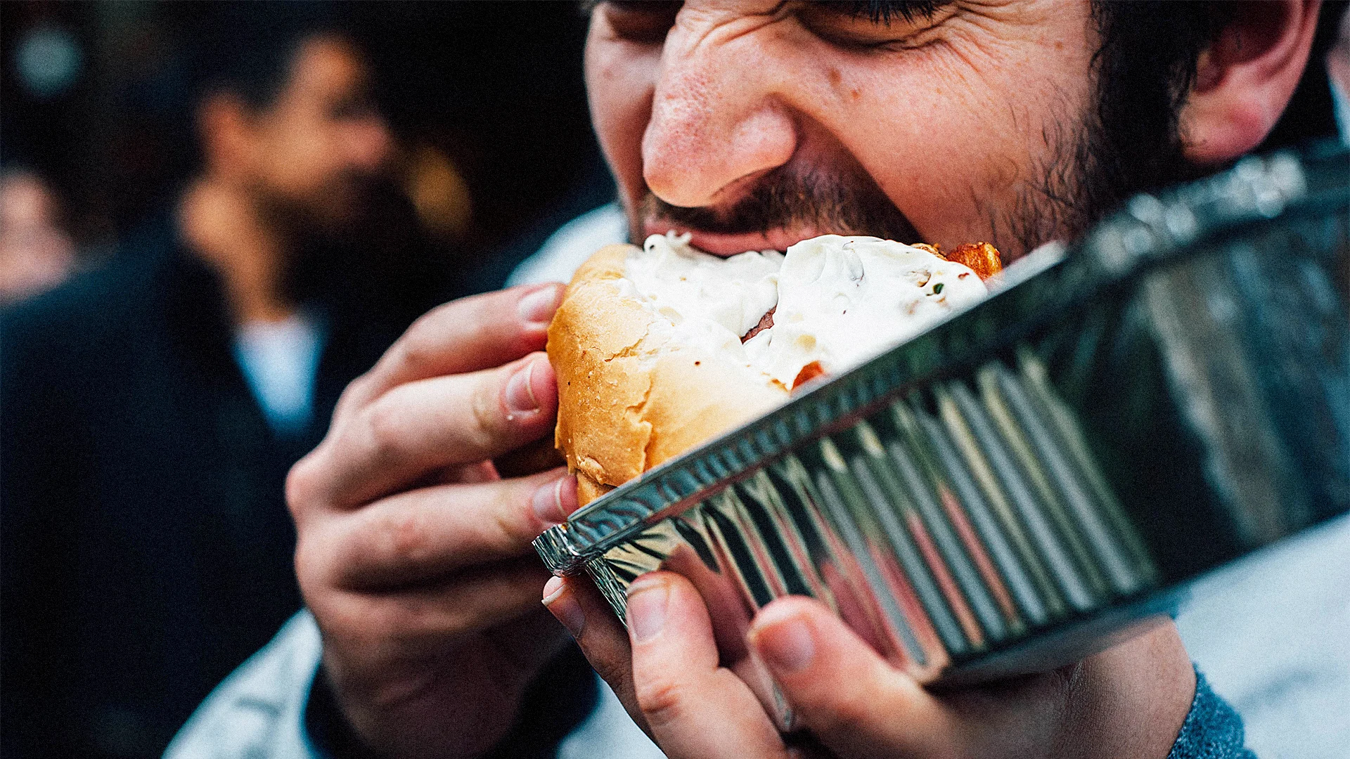 Men Think That Eating A Disgusting Amount Of Food Impresses People ...