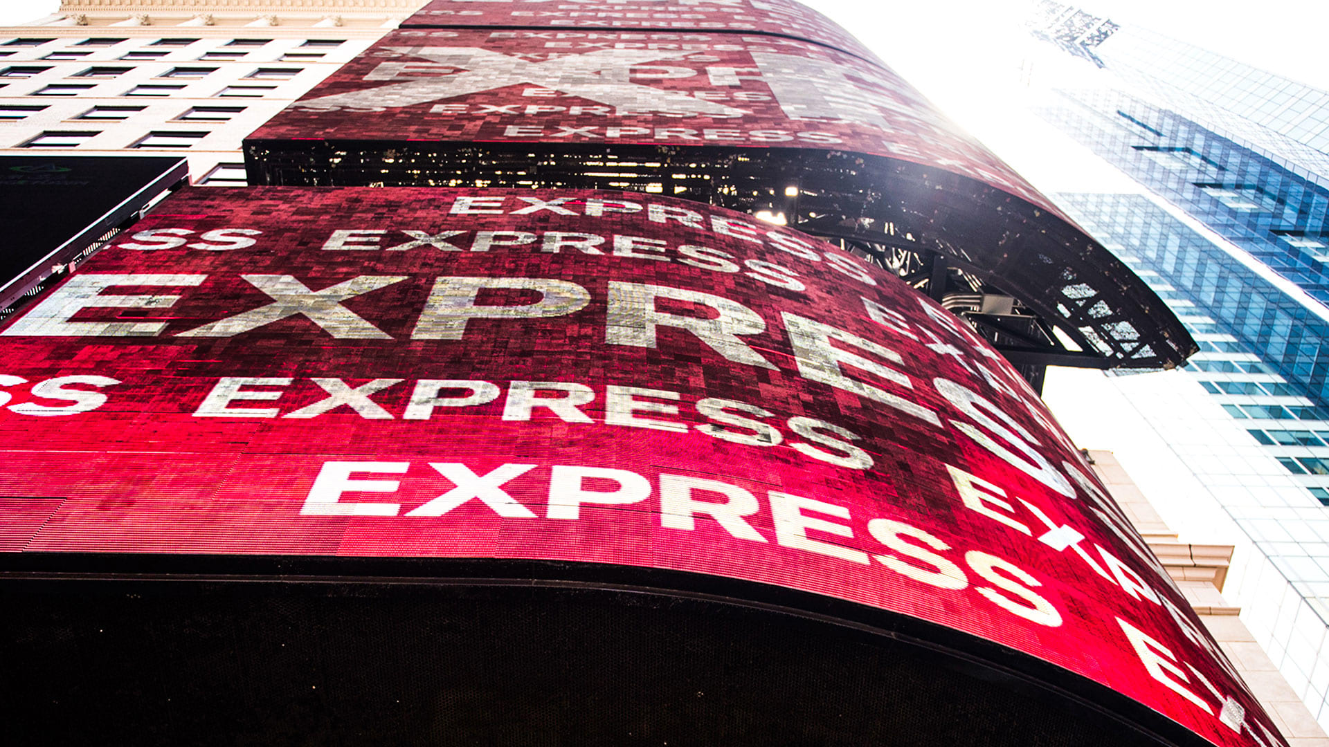 Express bankruptcy: Full list of brand's 95 store locations closing ...