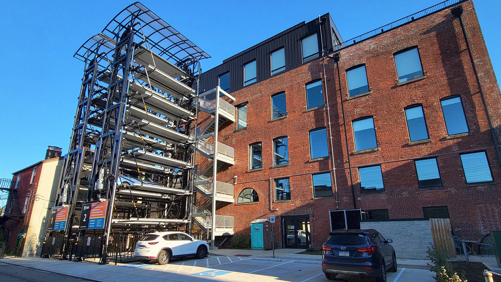 In Pittsburgh, this vertical parking carousel can fit 42 cars—and ...