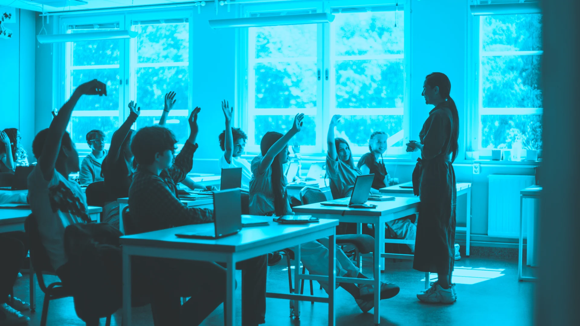 Khan Academy and Microsoft will give teachers a free AI assistant ...