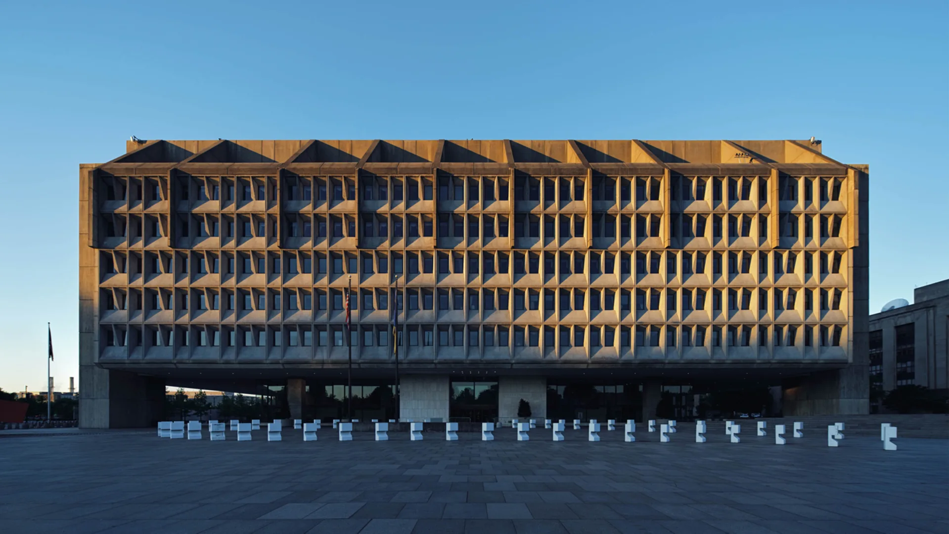 FBI offices, Hirshhorn Museum, the Metro: D.C.'s brutalist buildings ...