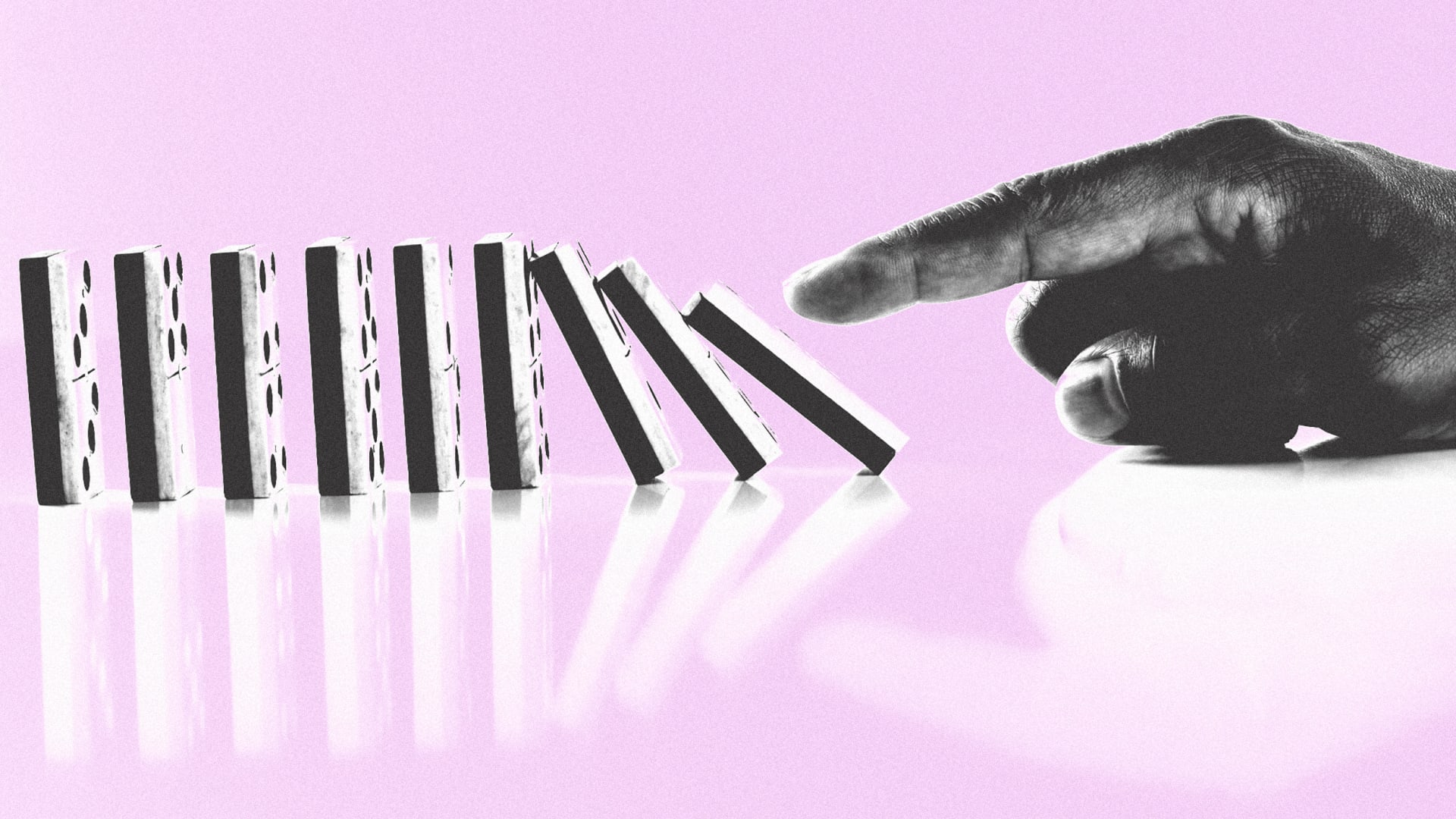 Unconscious behaviors that make people not trust you - Fast Company