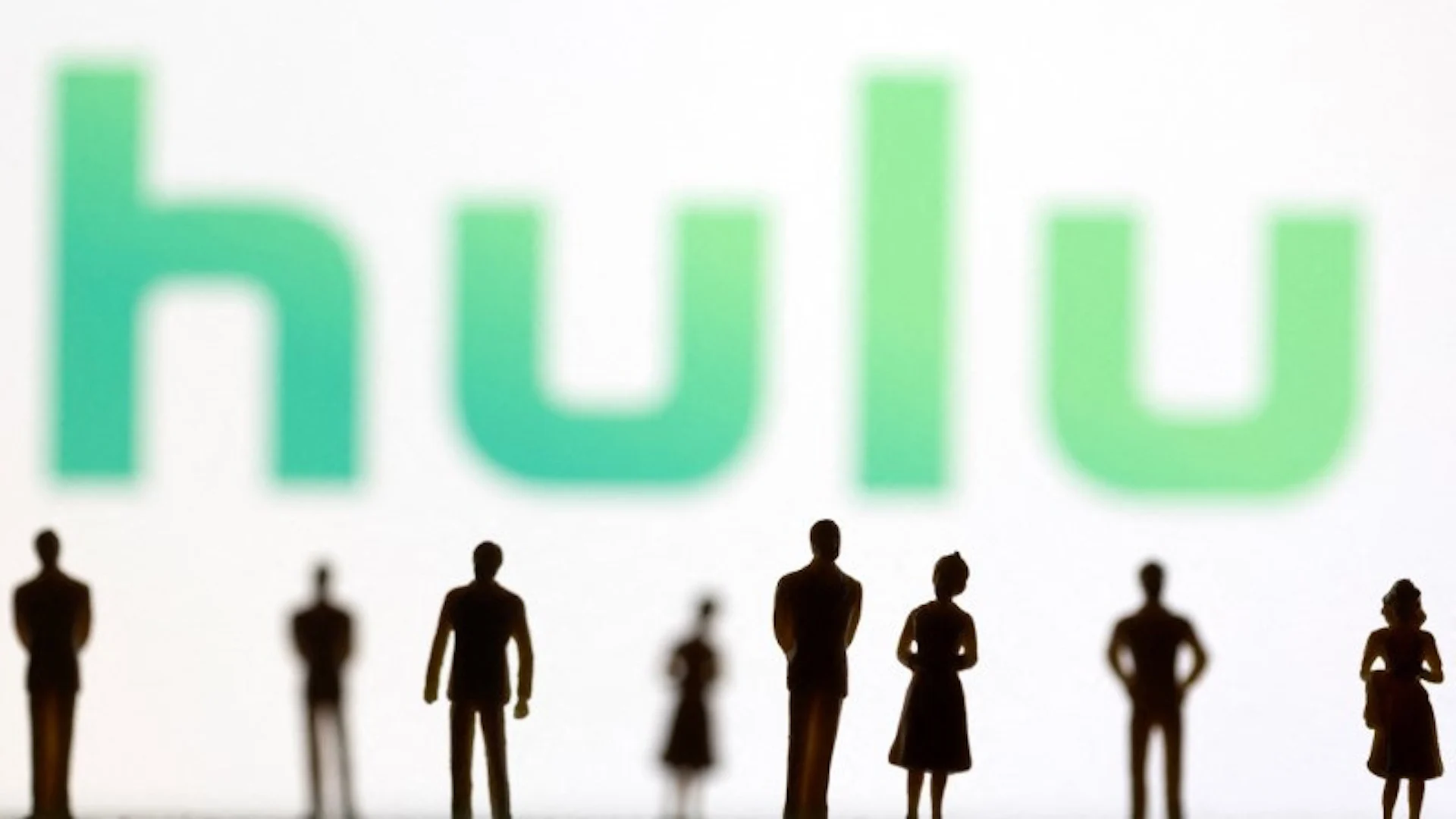 Disney could pay another $5 billion for Comcast's Hulu stake. Here's ...