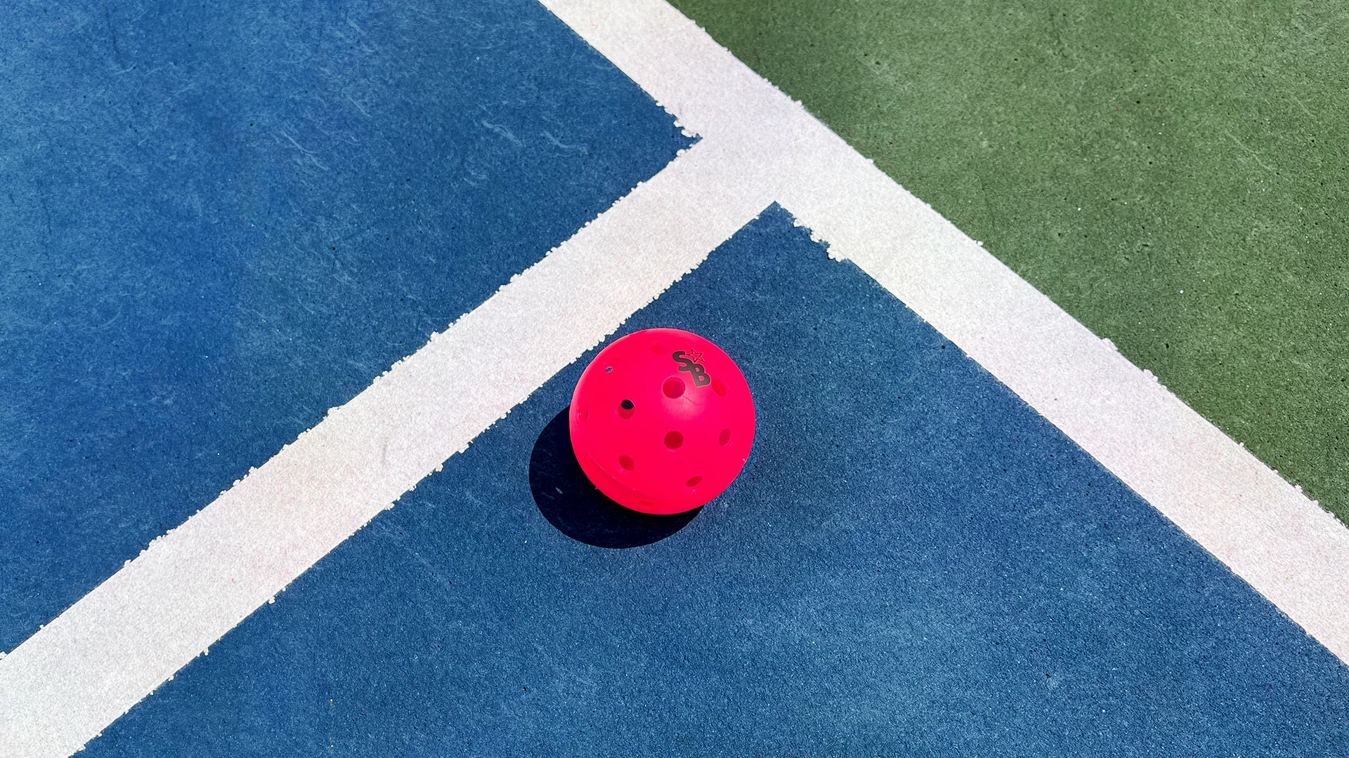 Pickleball vs. tennis: The battle to be America's favorite racket sport ...
