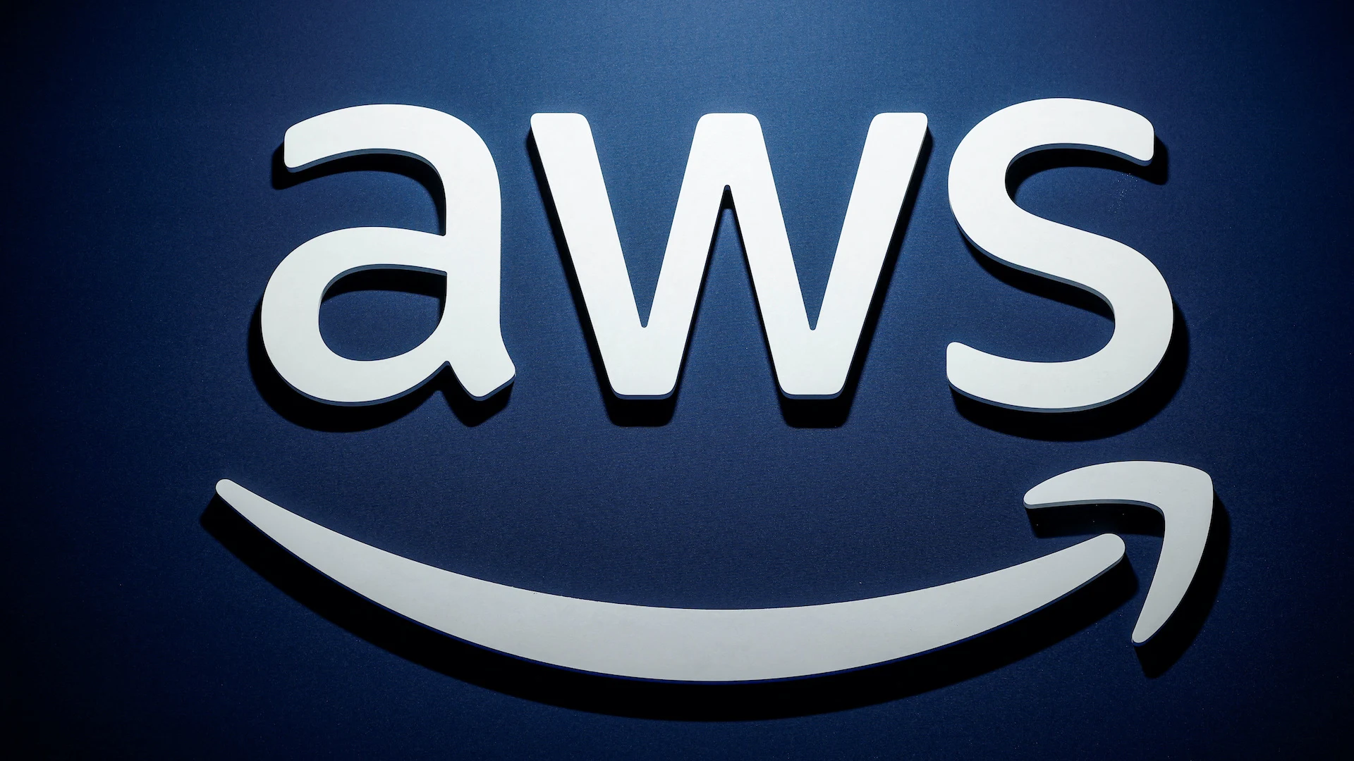 Amazon AWS CEO says quit if you don't want to return to office - Fast ... Amazon AWS CEO says quit if you don't want to return to office - Fast ...