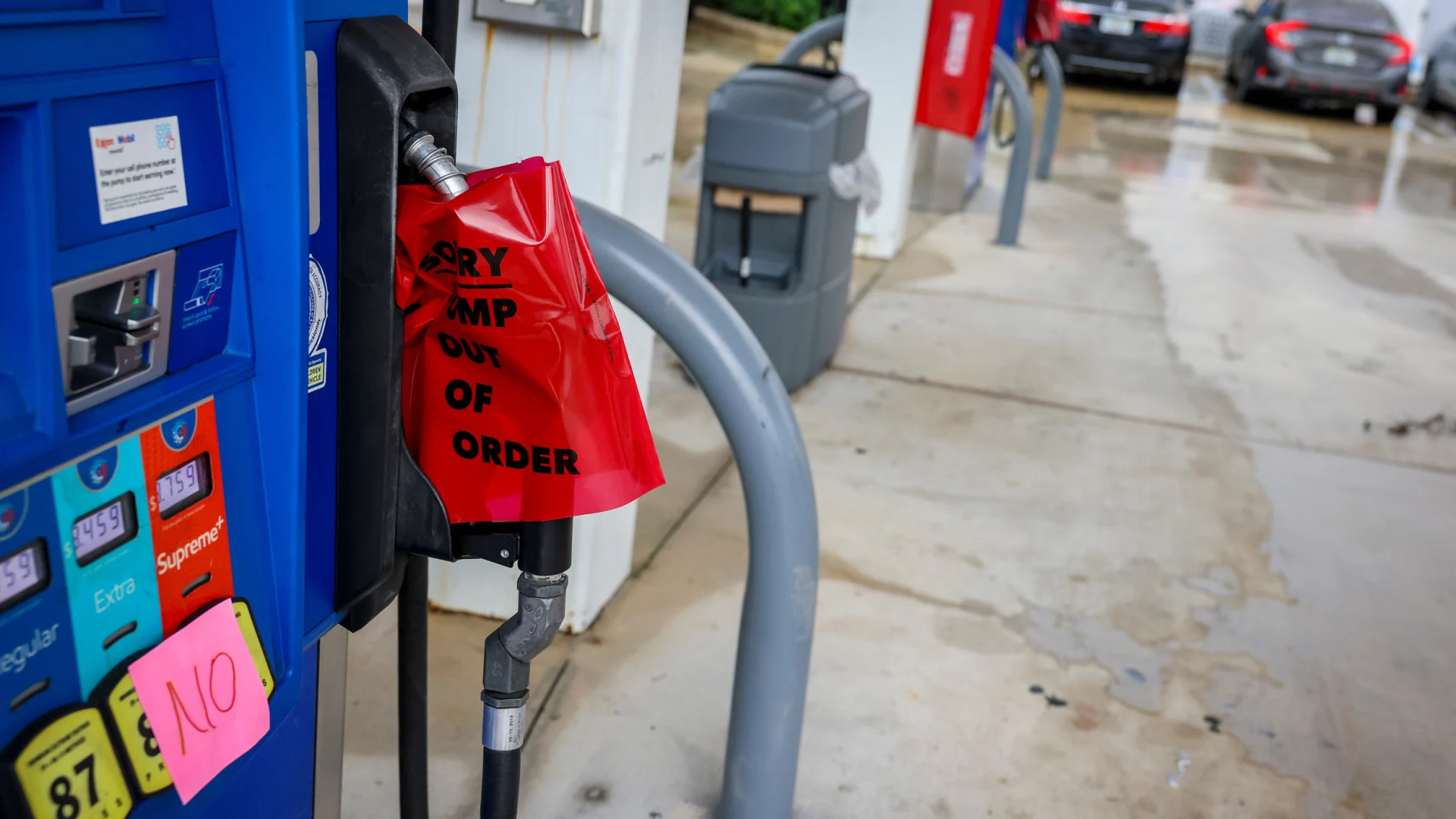 Floridians scramble for gasoline ahead of Milton’s expected landfall ...