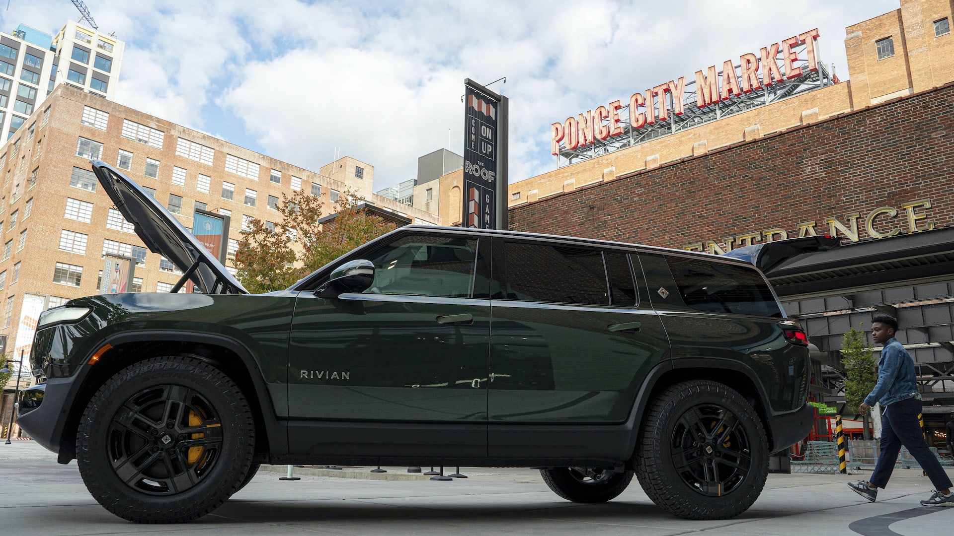 Rivian gets $6.6 billion loan from Biden administration for EV plant ...