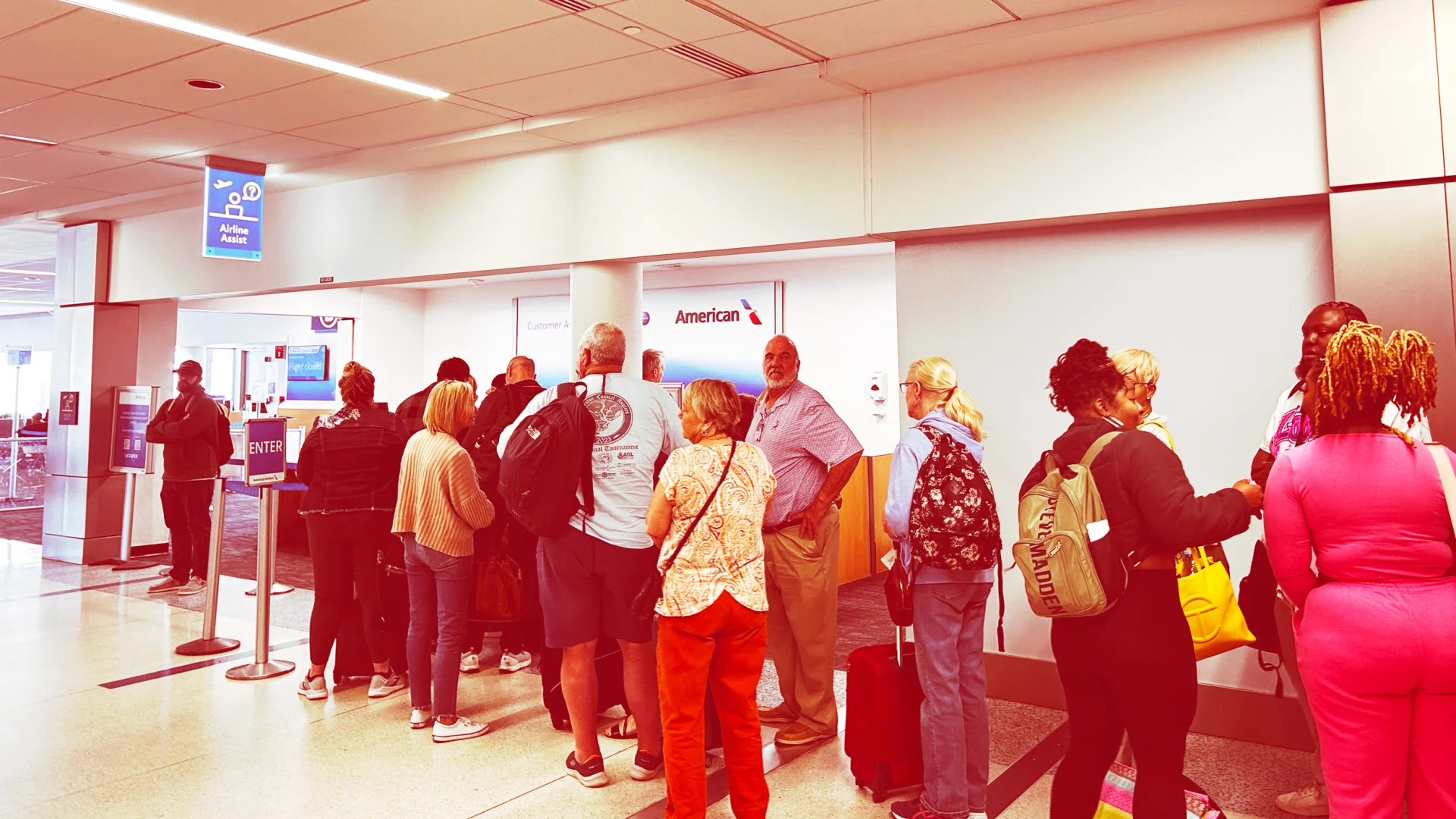 American Airlines is expanding its airport 'gate lice' crackdown - Fast ...