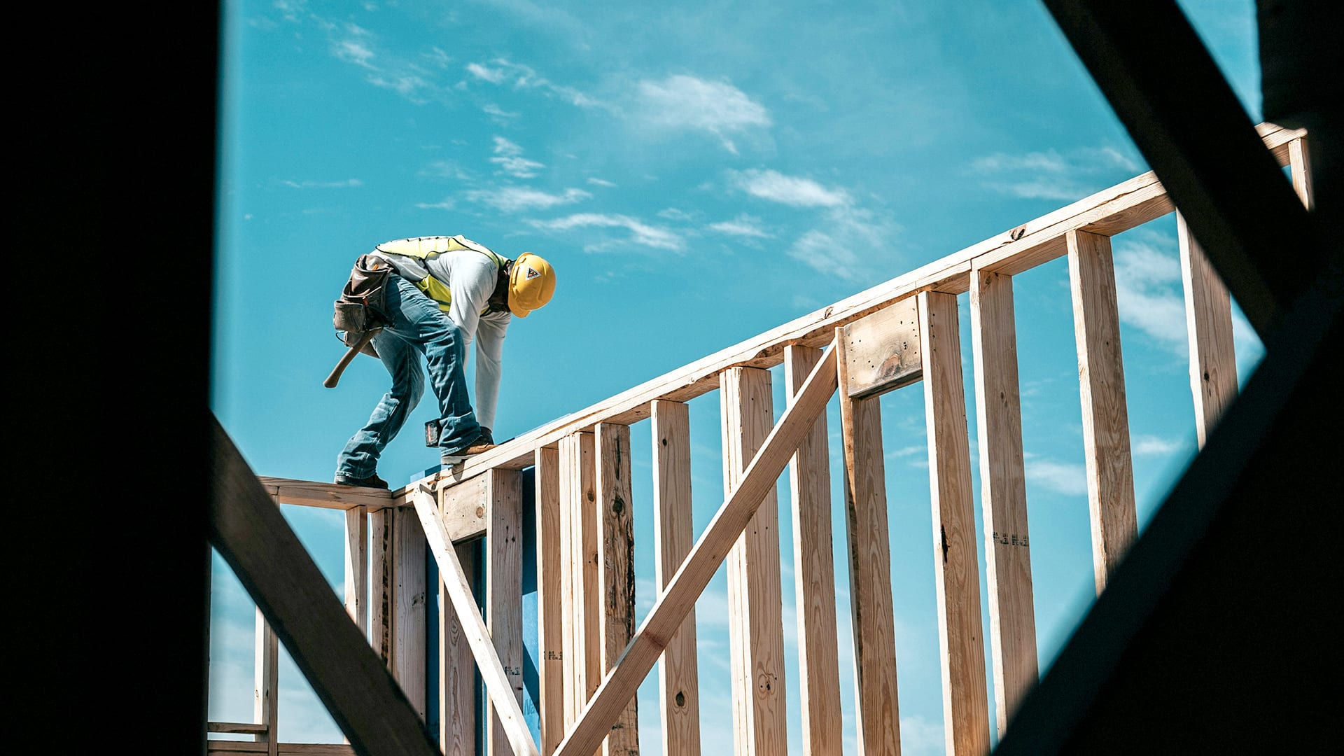 Roadblocks to building safer, more sustainable homes after a disaster ...