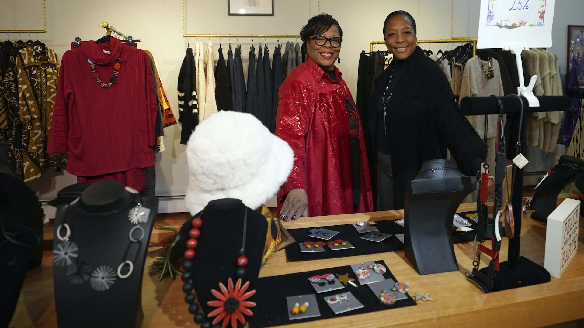Small businesses lean into 'cozy' and 'festive' trends this holiday ...