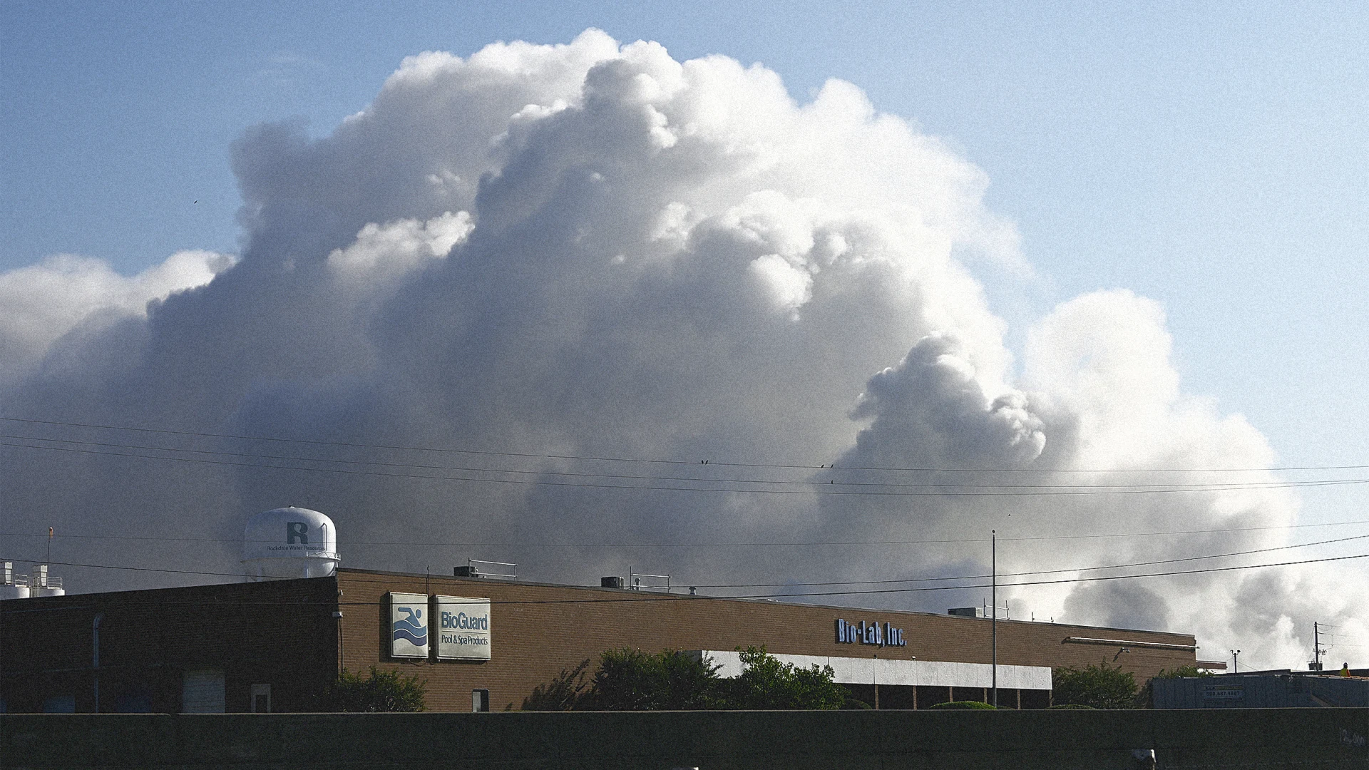 A chemical fire outside Atlanta left residents with a slew of health ...