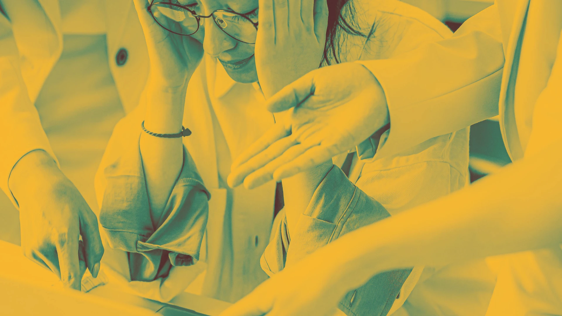 Workplace social media and flexible work can protect against toxic ...