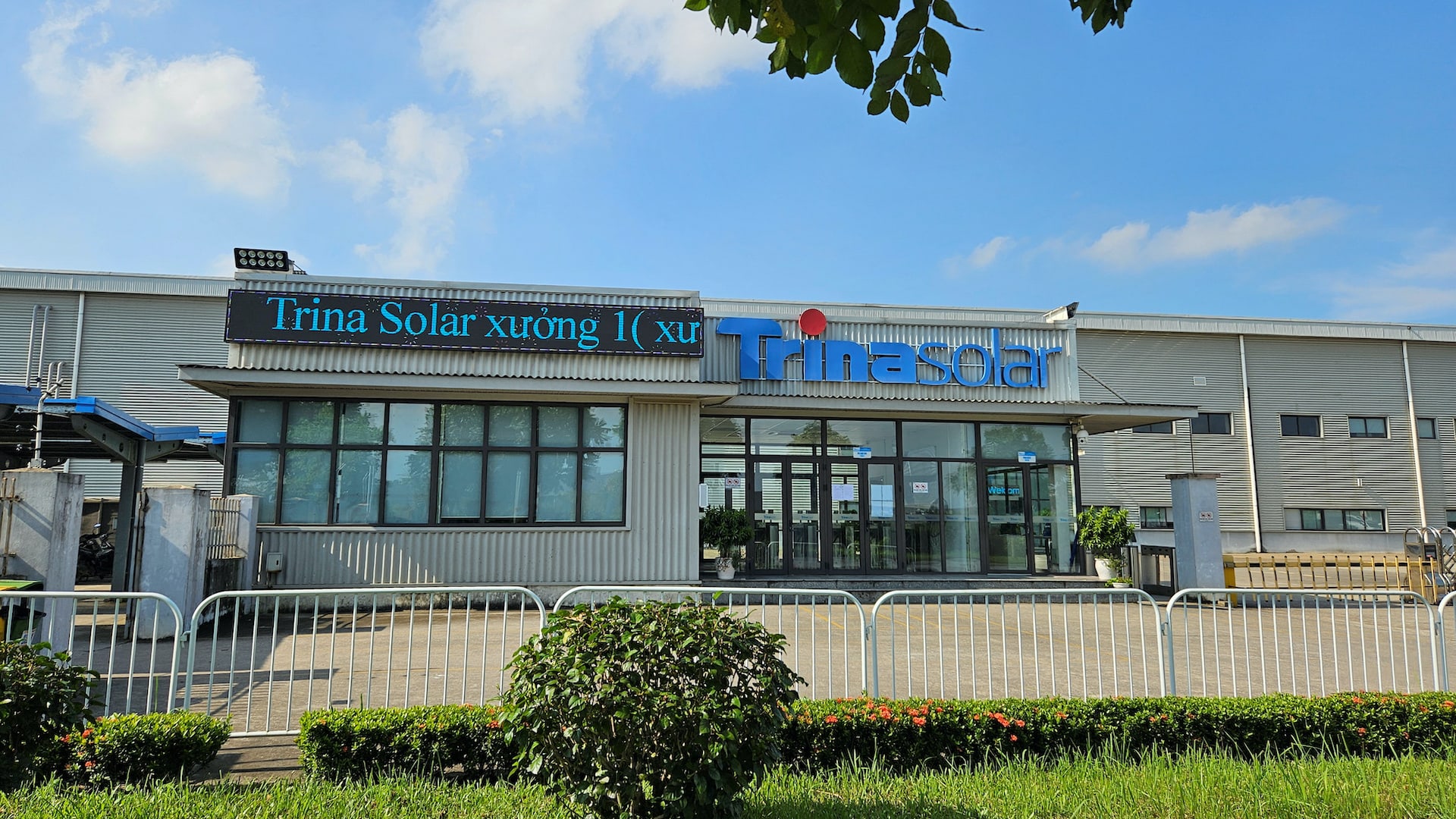 China's Trina Solar sets world record for solar conversion tech - Fast Company