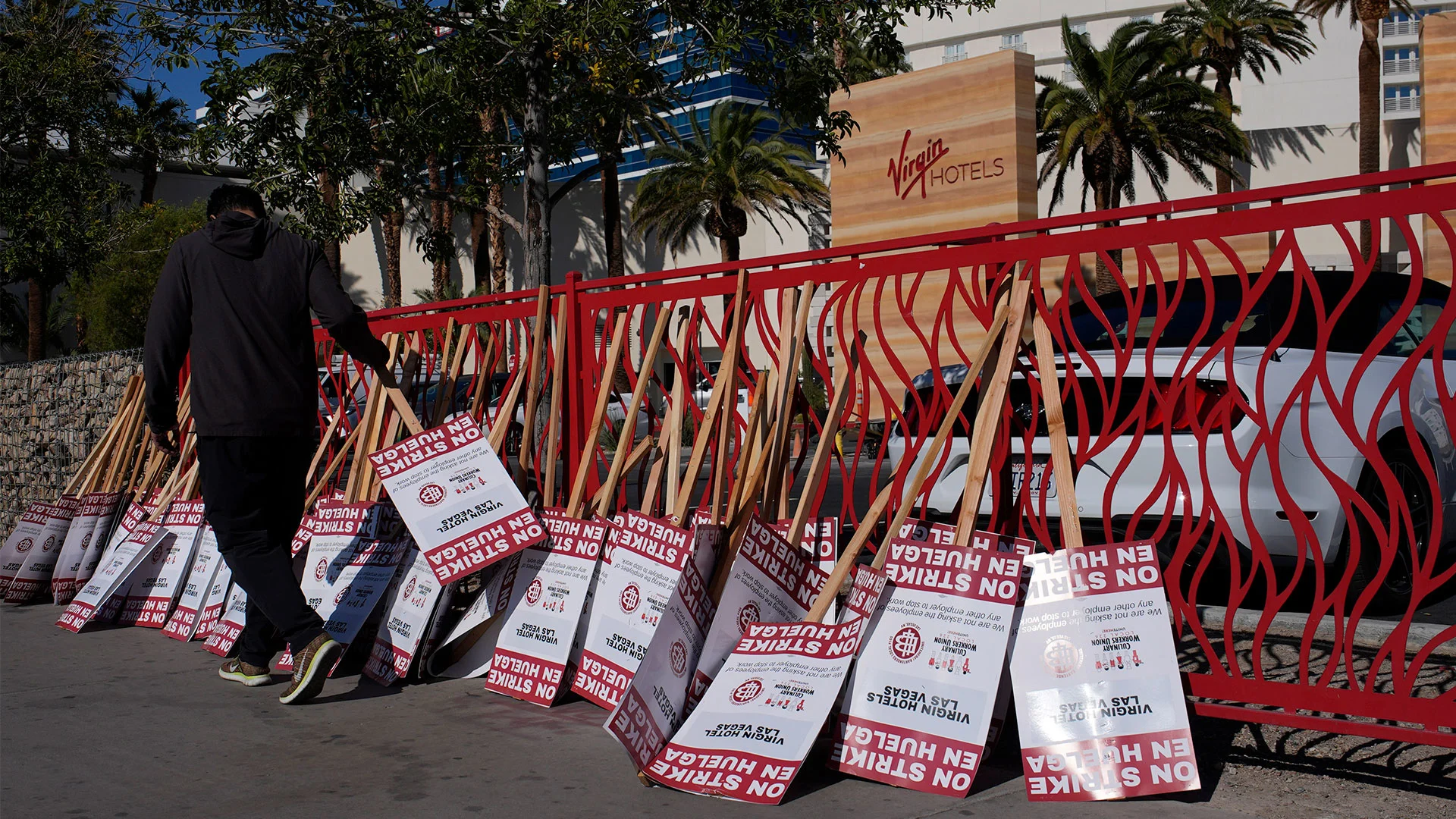 Vegas hotel workers union ends strike in deal with Virgin Hotels - Fast Company