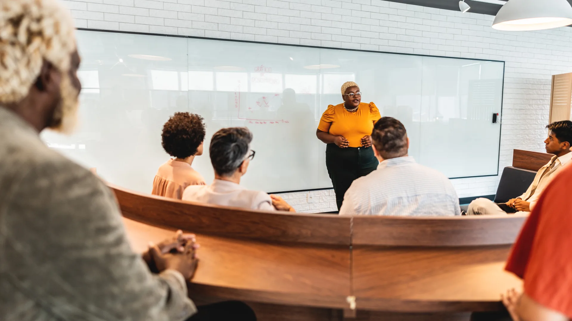 Communications mistakes that hold you back at work - Fast Company