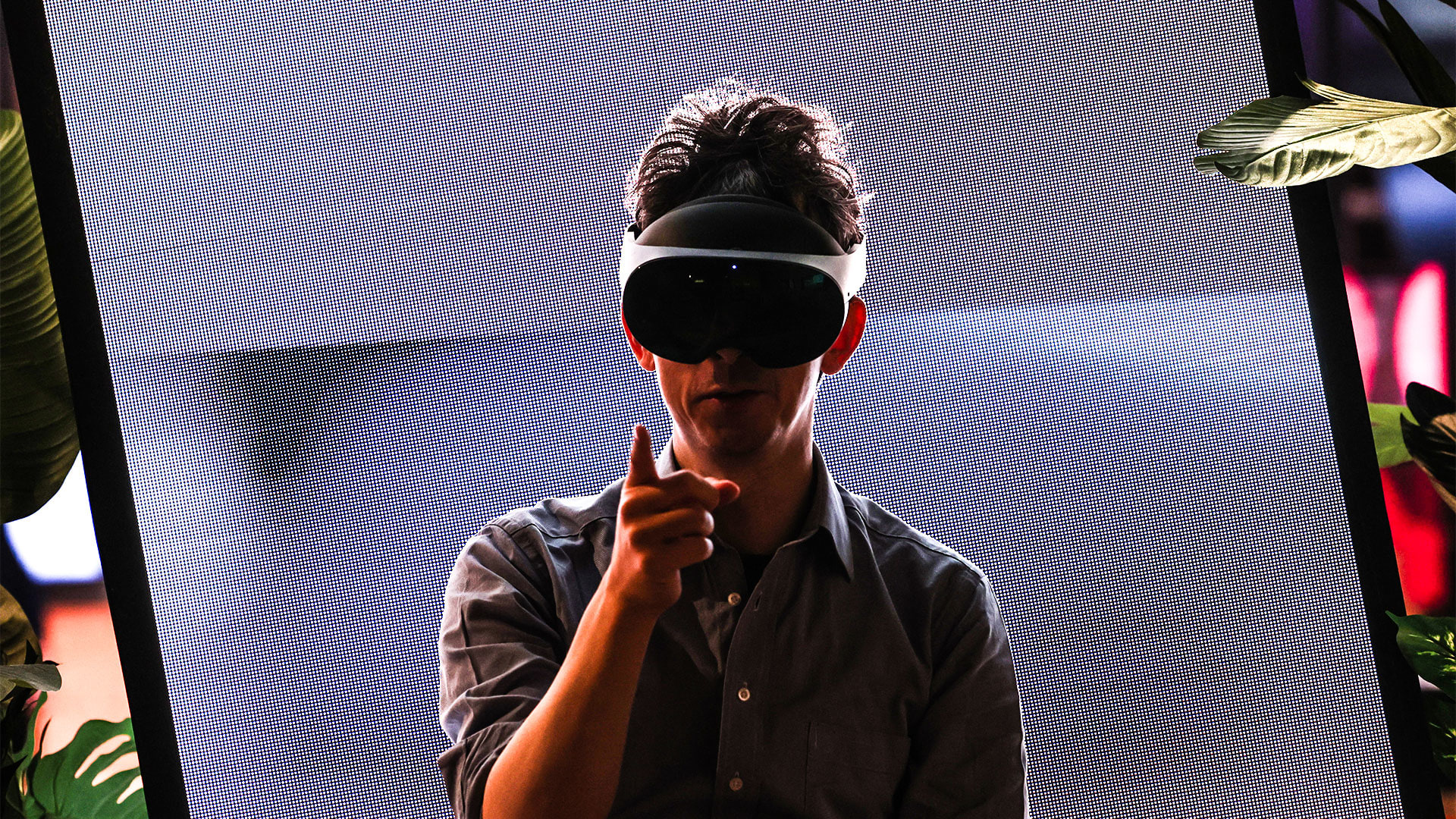 Meta axes $1,500 Meta Quest Pro: what it means for Apple's VR dreams ...