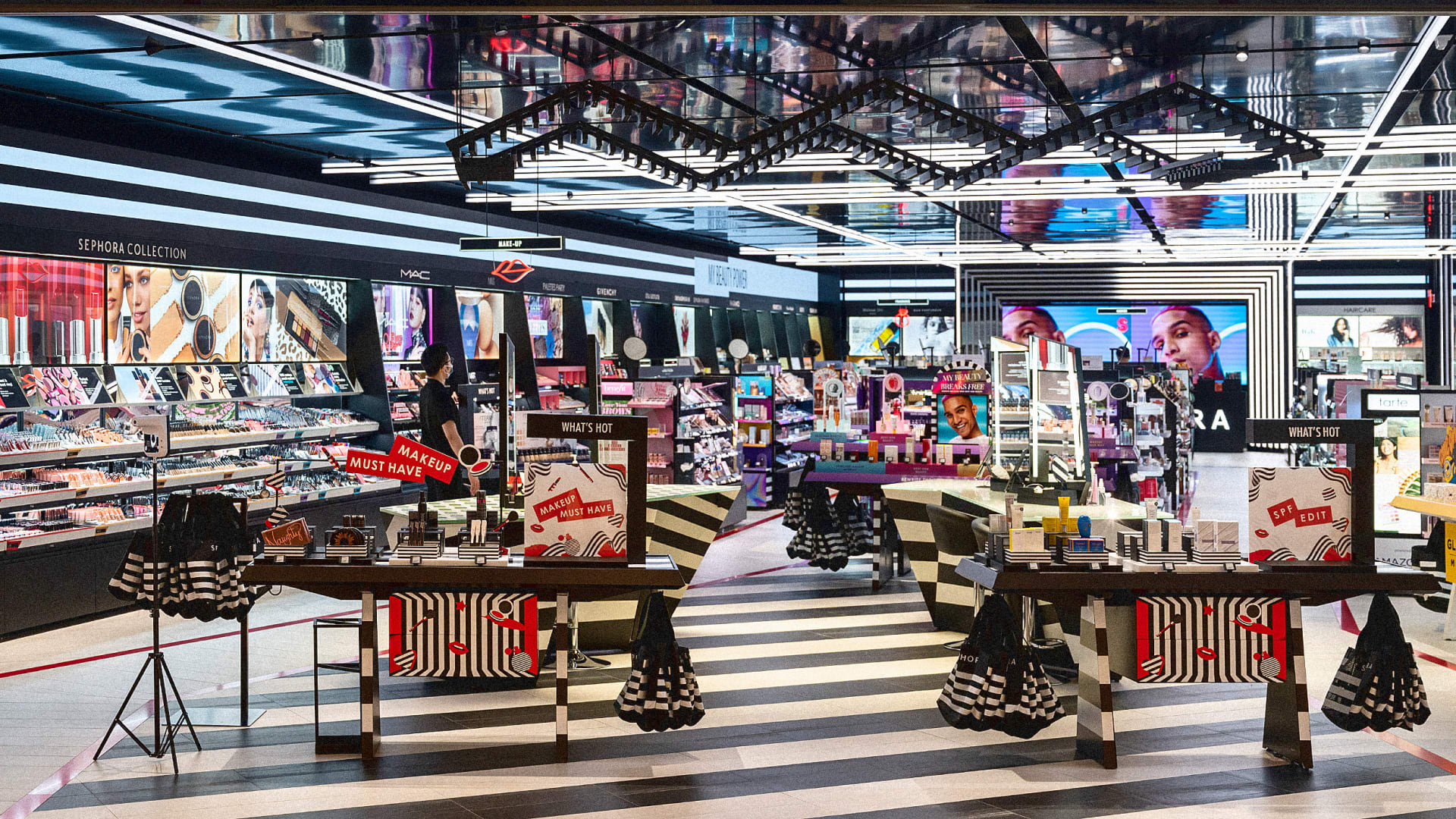 Sephora is redesigning its 700 stores. Here's why - Fast Company