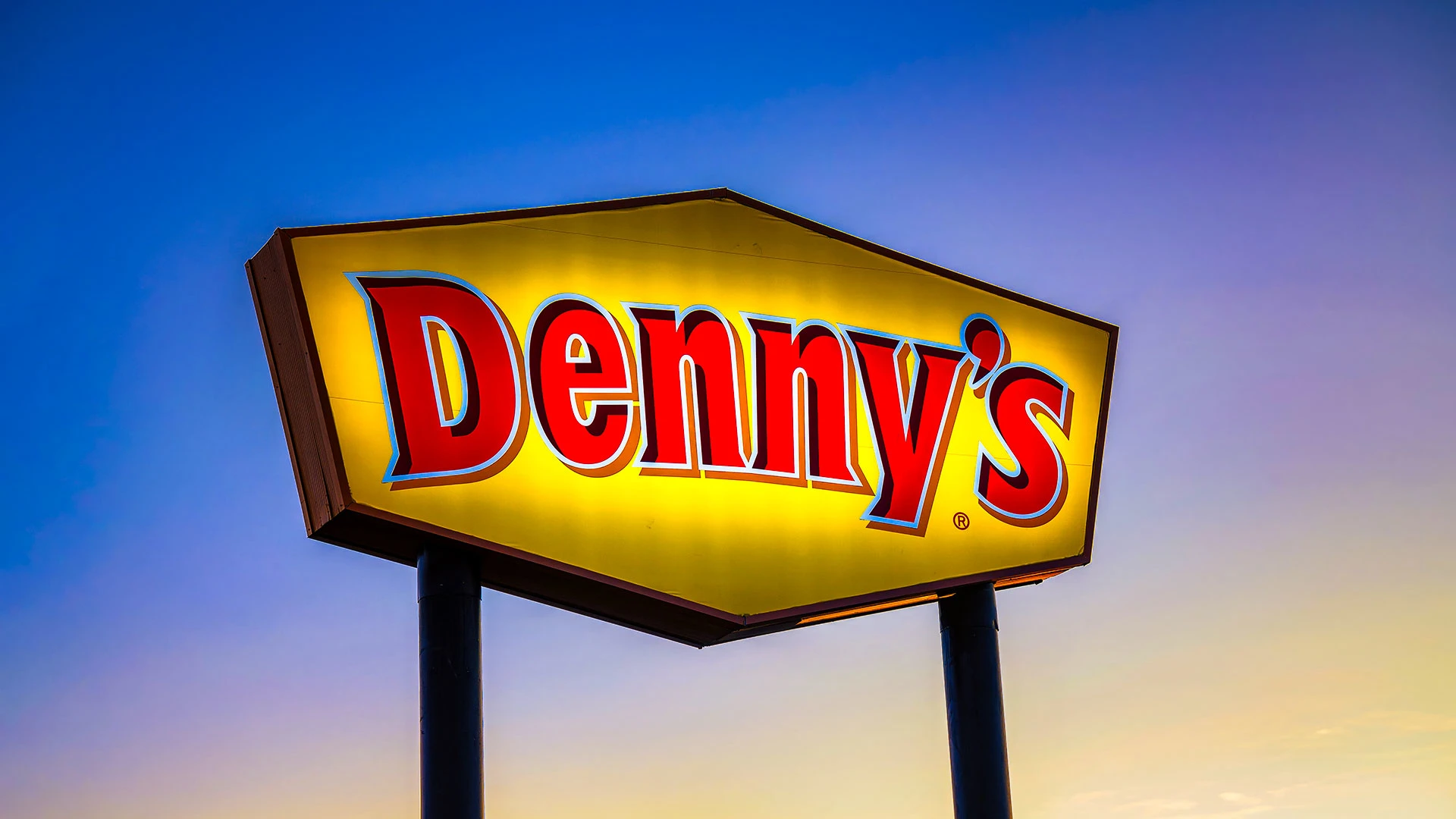 Denny's restaurants closing 2025: Doomed list grows by 30 more ...