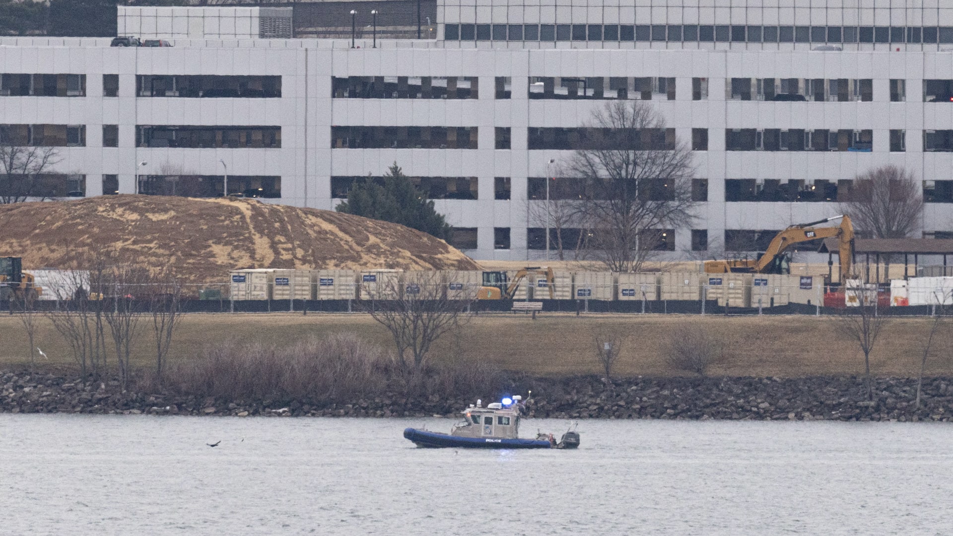 Airlines seek less helicopter traffic near Washington, D.C. airport ...