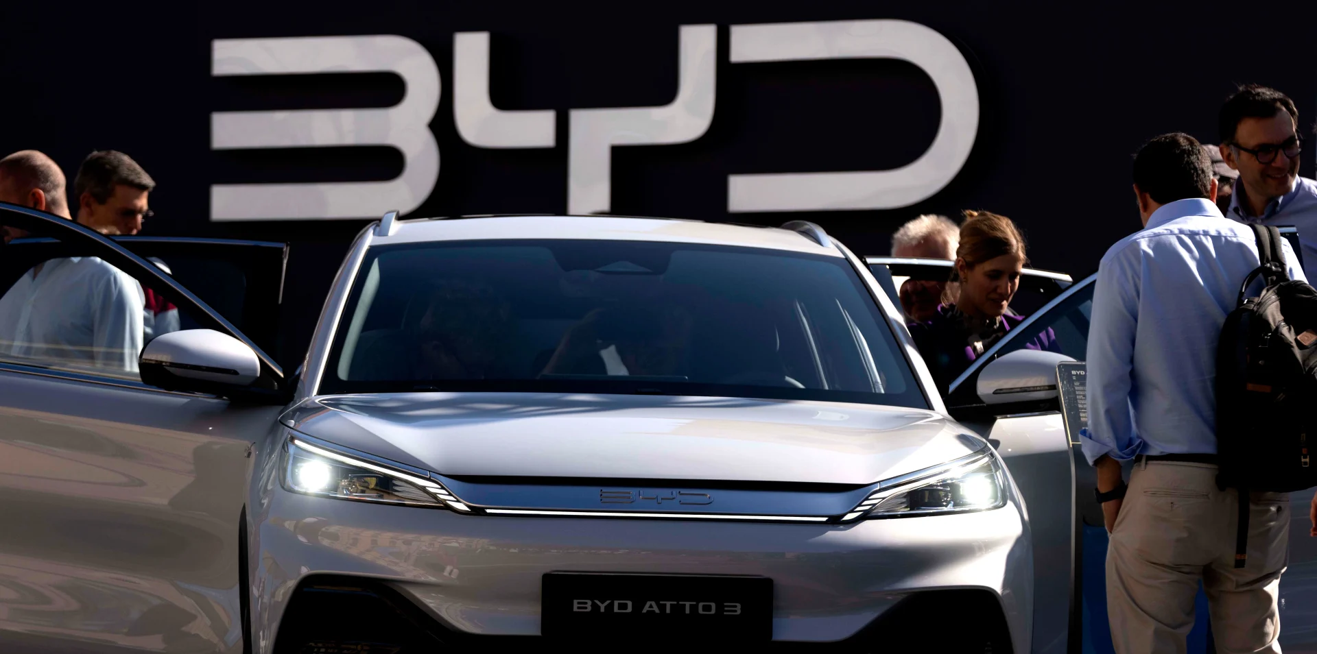Chinese EV maker BYD launches ultra fast charging system - Fast Company
