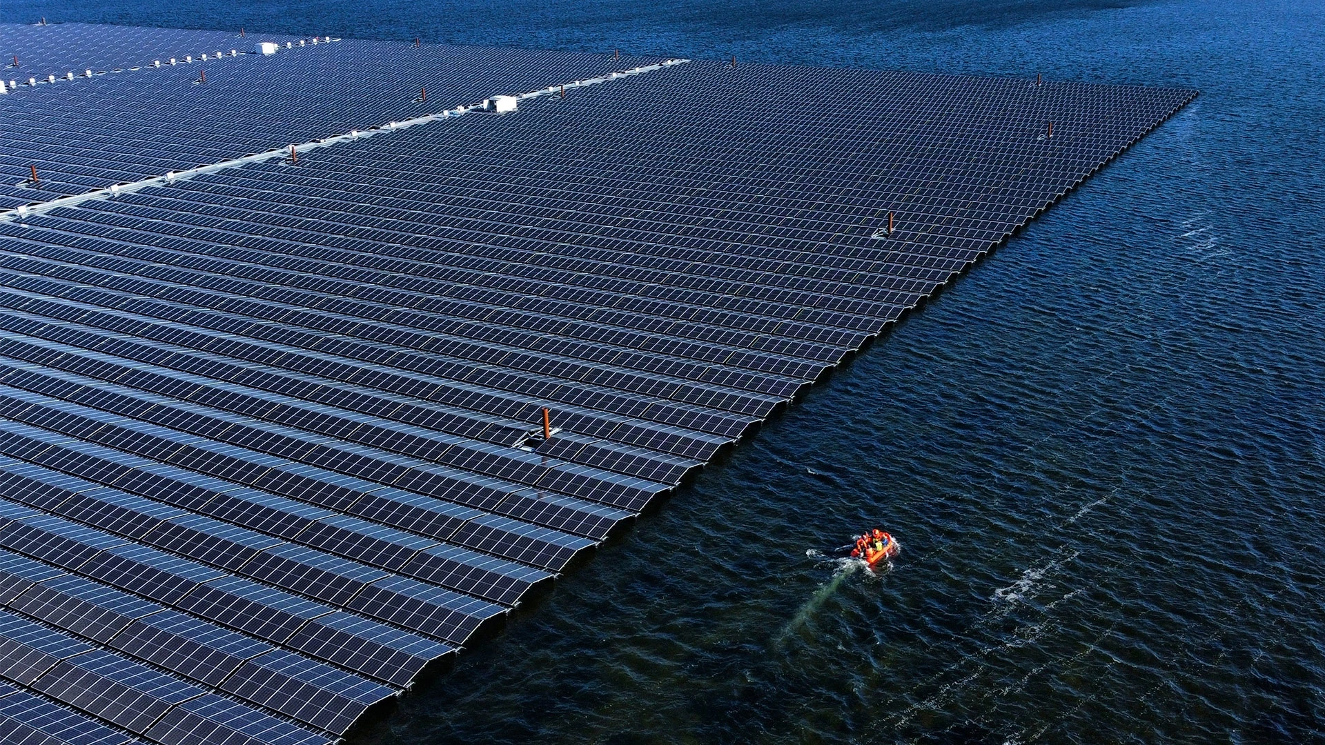 China leads the way in worldwide renewable energy boom - Fast Company