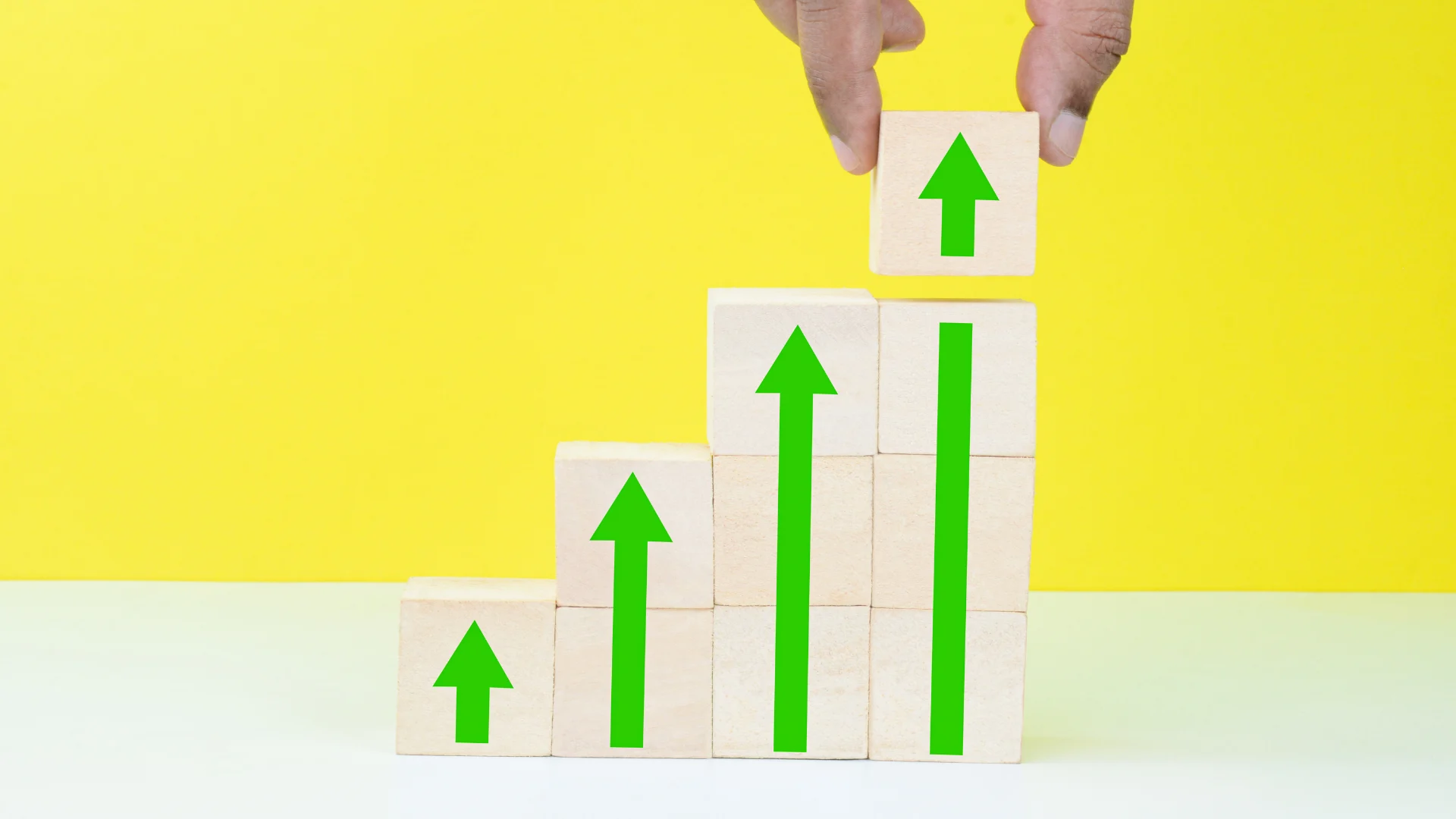 What separates AI leaders from laggards - Fast Company