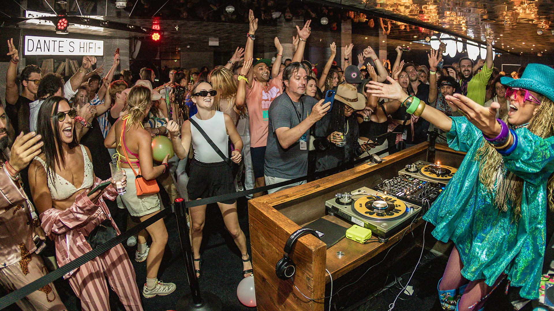 How Summit redefines community for entrepreneurs - Fast Company