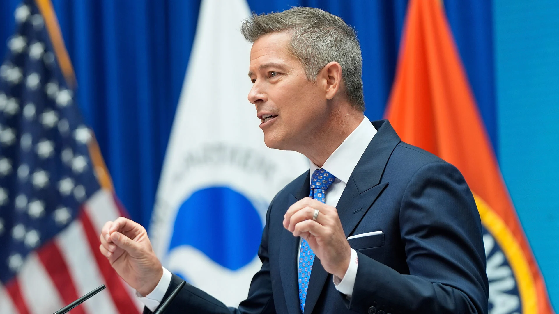 Proposed U.S. air traffic control overhaul will cost billions - Fast ...