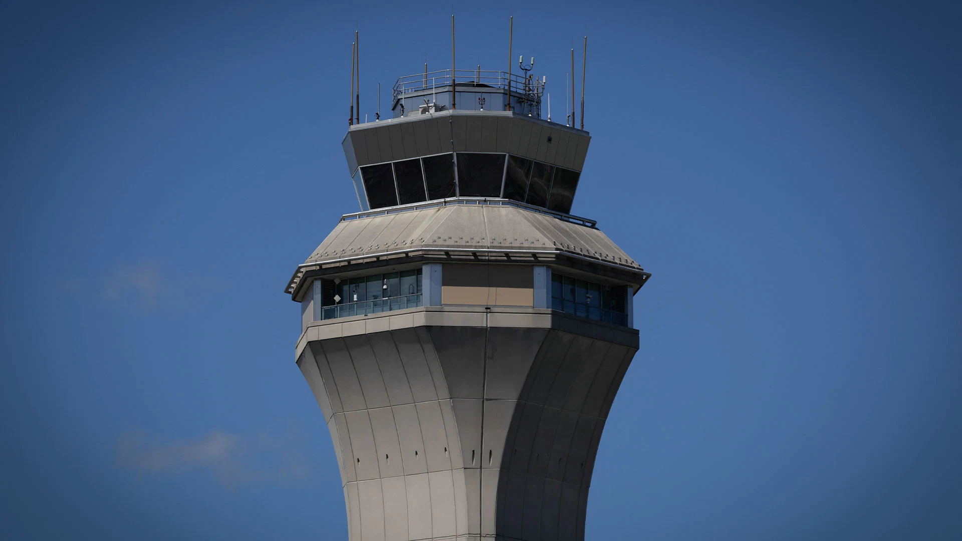 Outdated tech and radar failures are putting Newark fliers at risk ...
