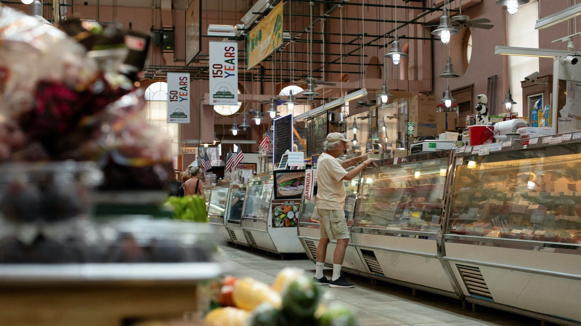 U.S. retail sales decline in May, signaling economic slowdown - Fast ...